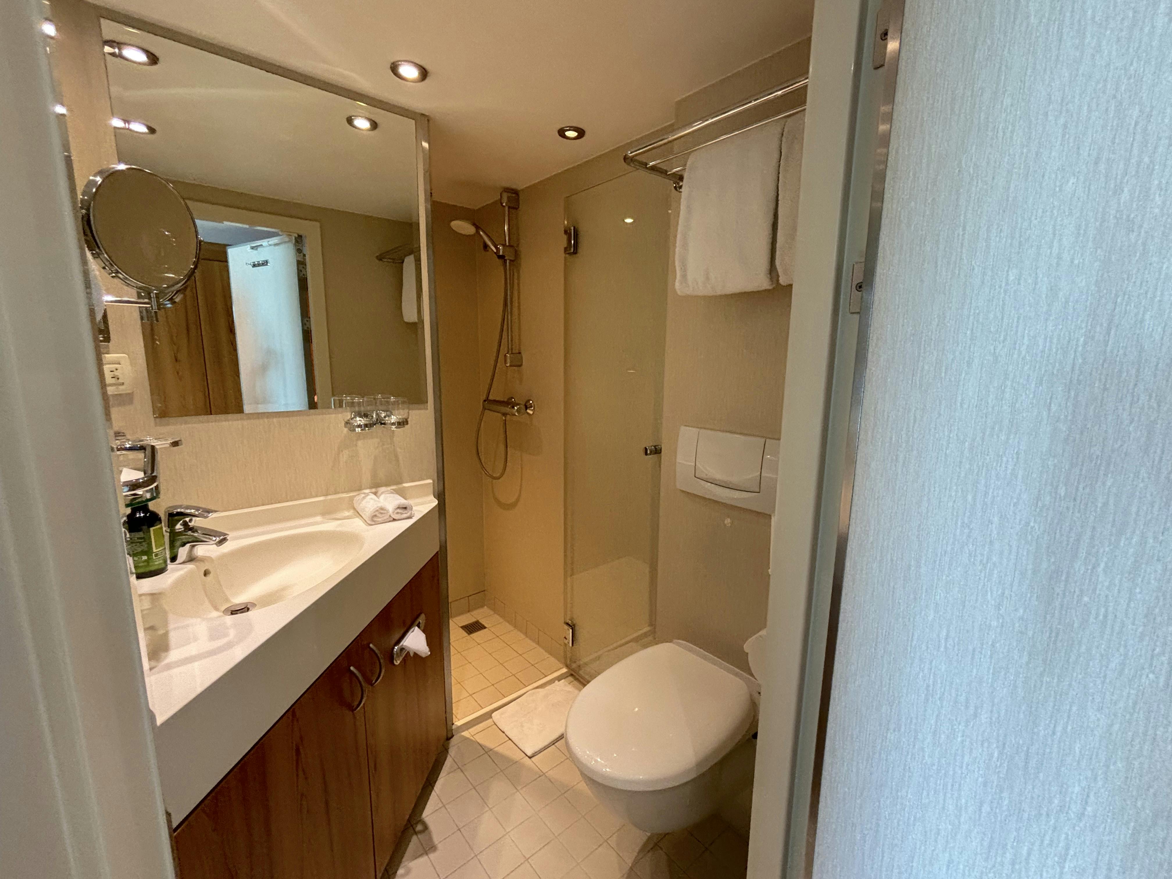 Monarch Baroness Cabins & Staterooms on Cruise Critic