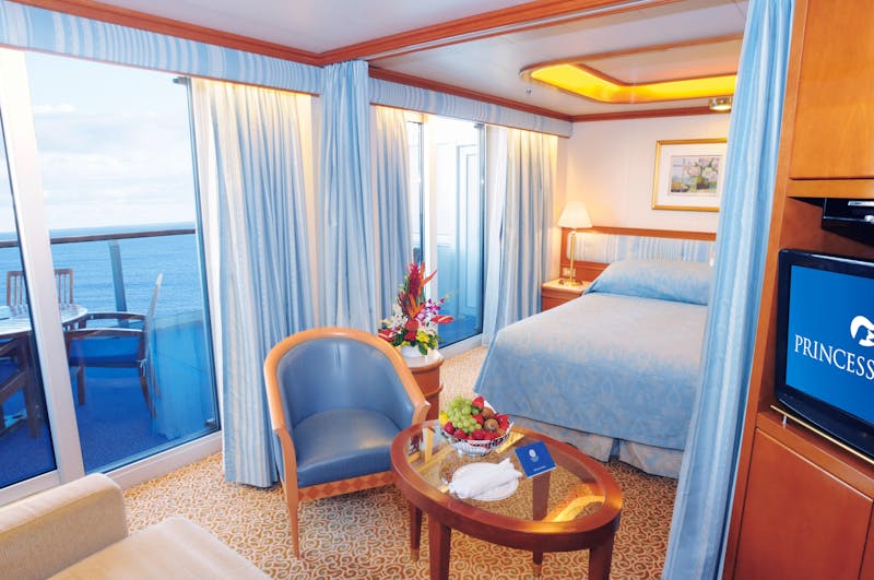 Grand Princess Cruise Ship Review | First-hand Expert Review