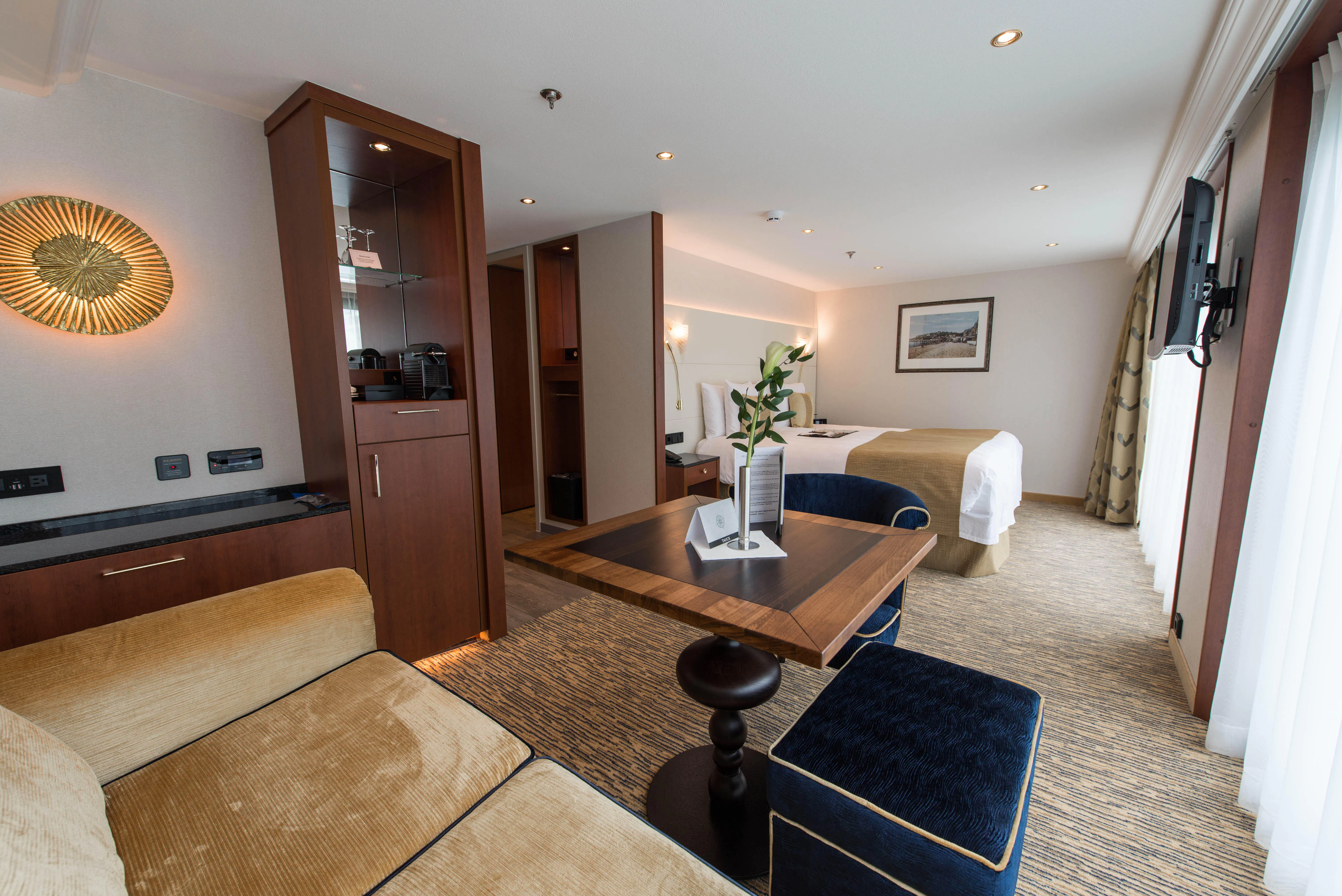 ms Sapphire Cabins & Staterooms on Cruise Critic