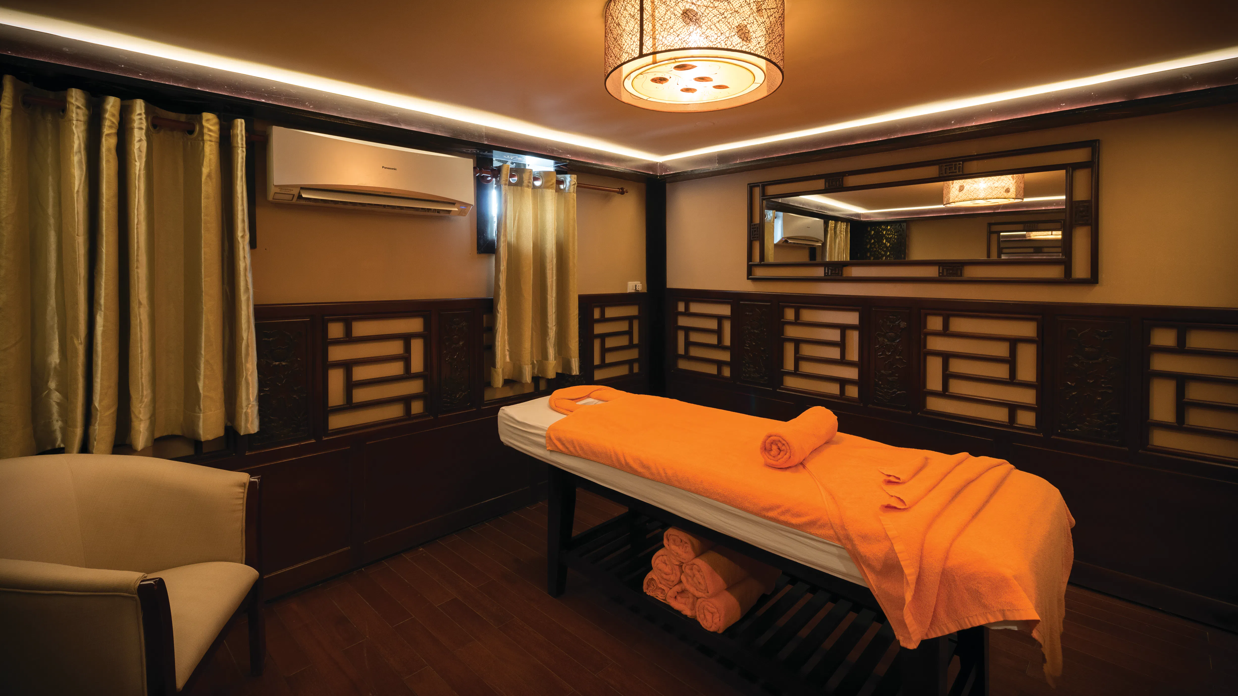 RV Lotus Cruise Ship | Editor's Review