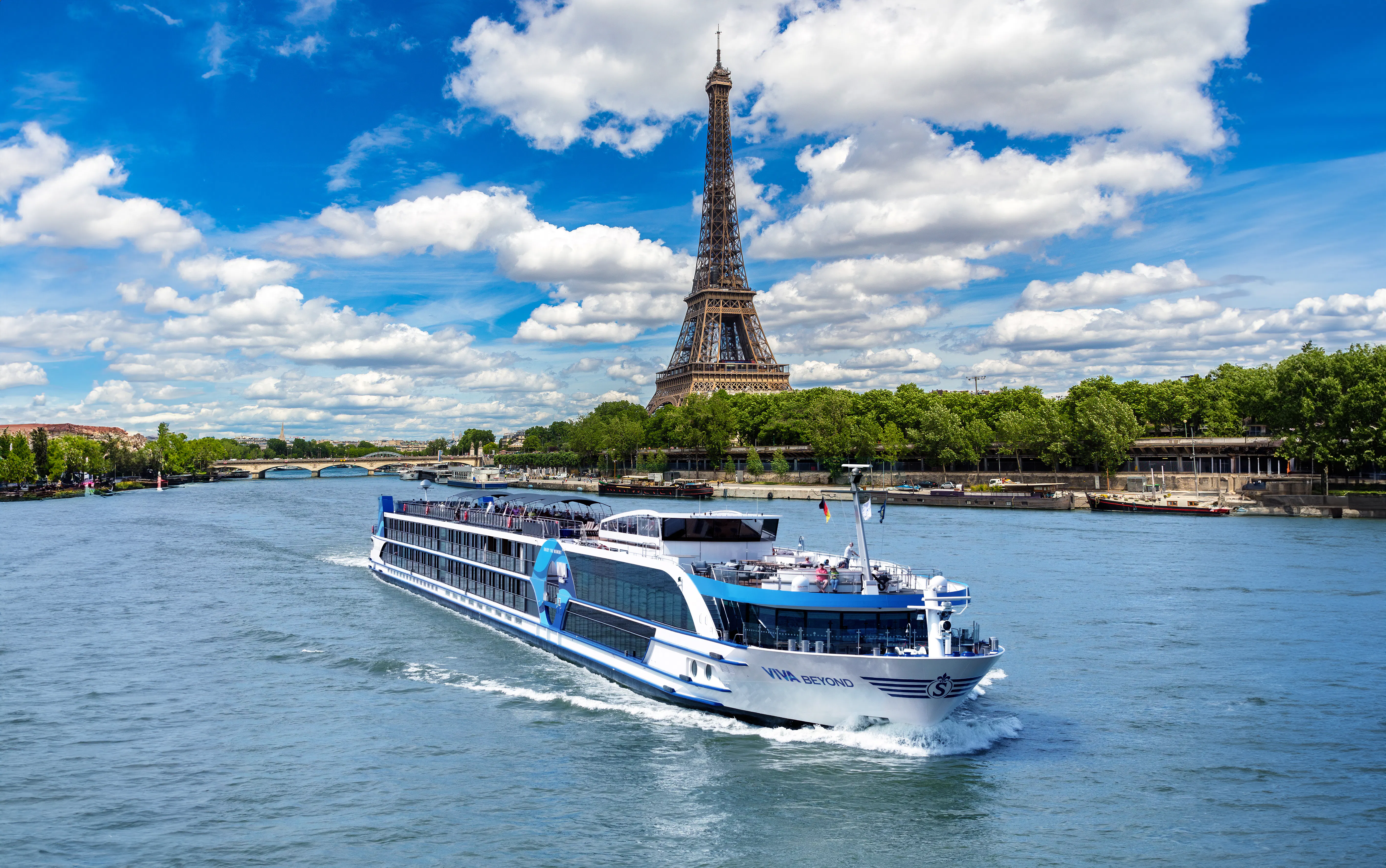viva-beyond Cruise Ship | Editor's Review