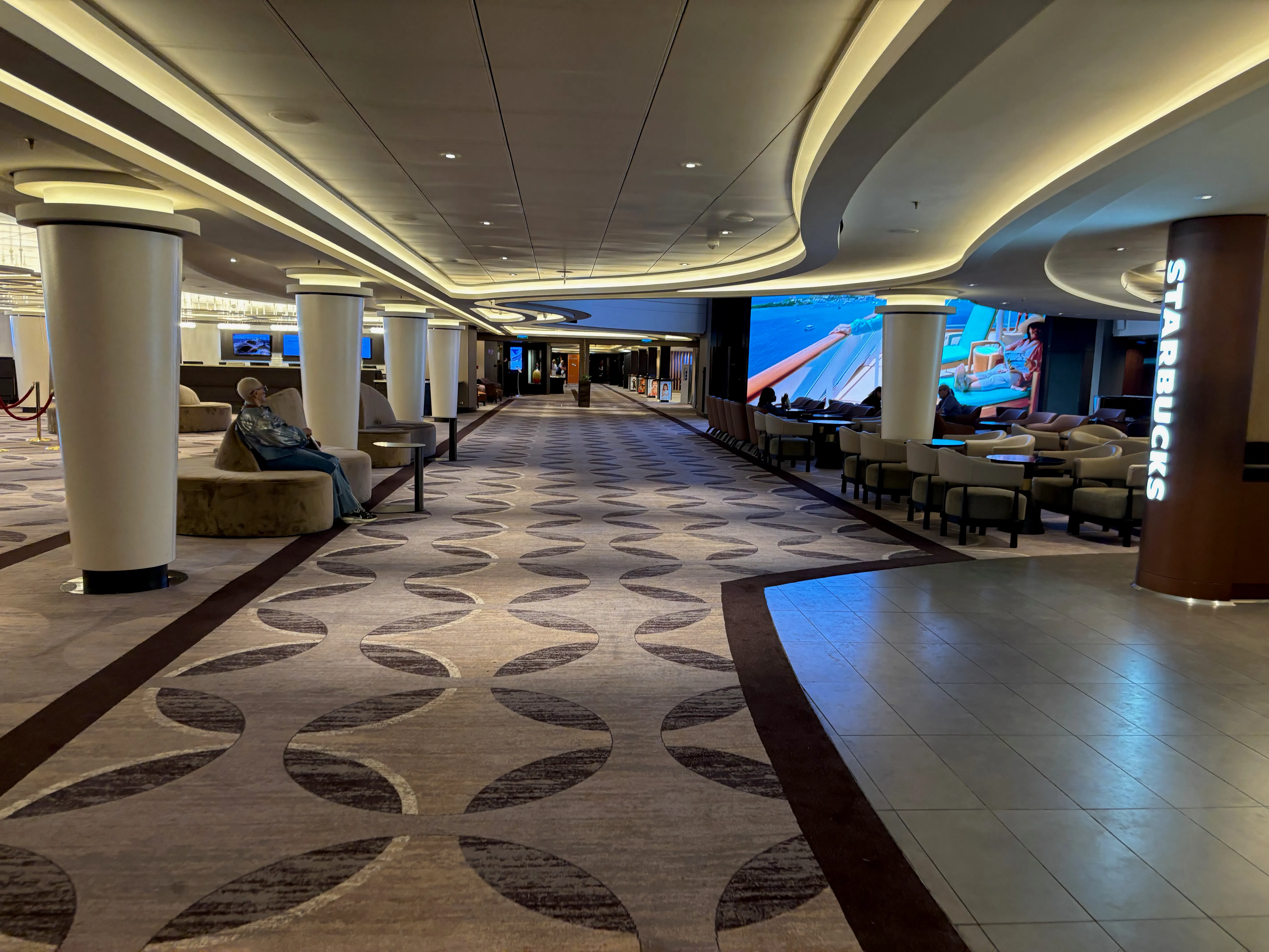 Norwegian Epic Activities & Entertainment | Editor's Review