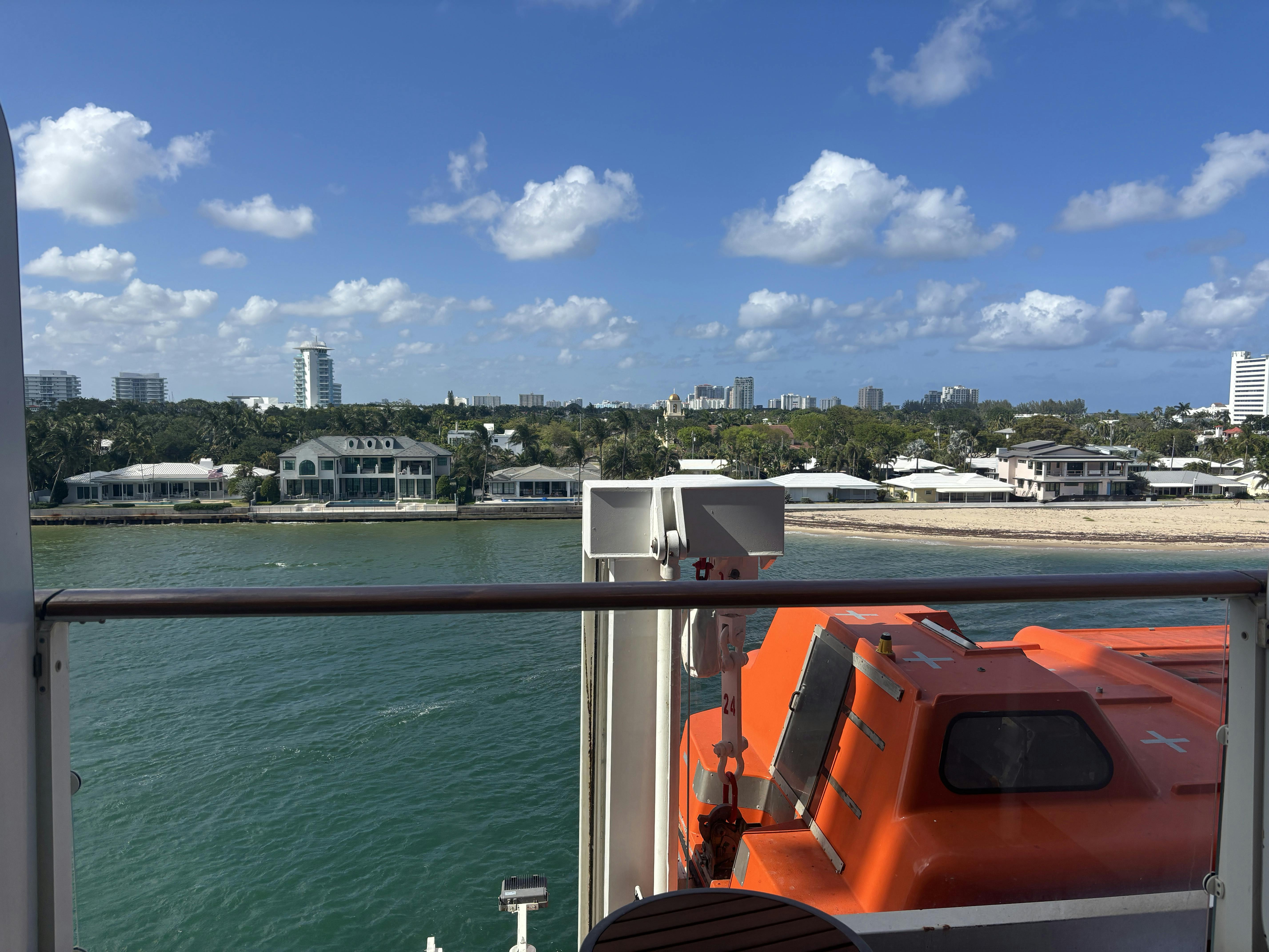 What It's Like Staying in an Obstructed View Cabin