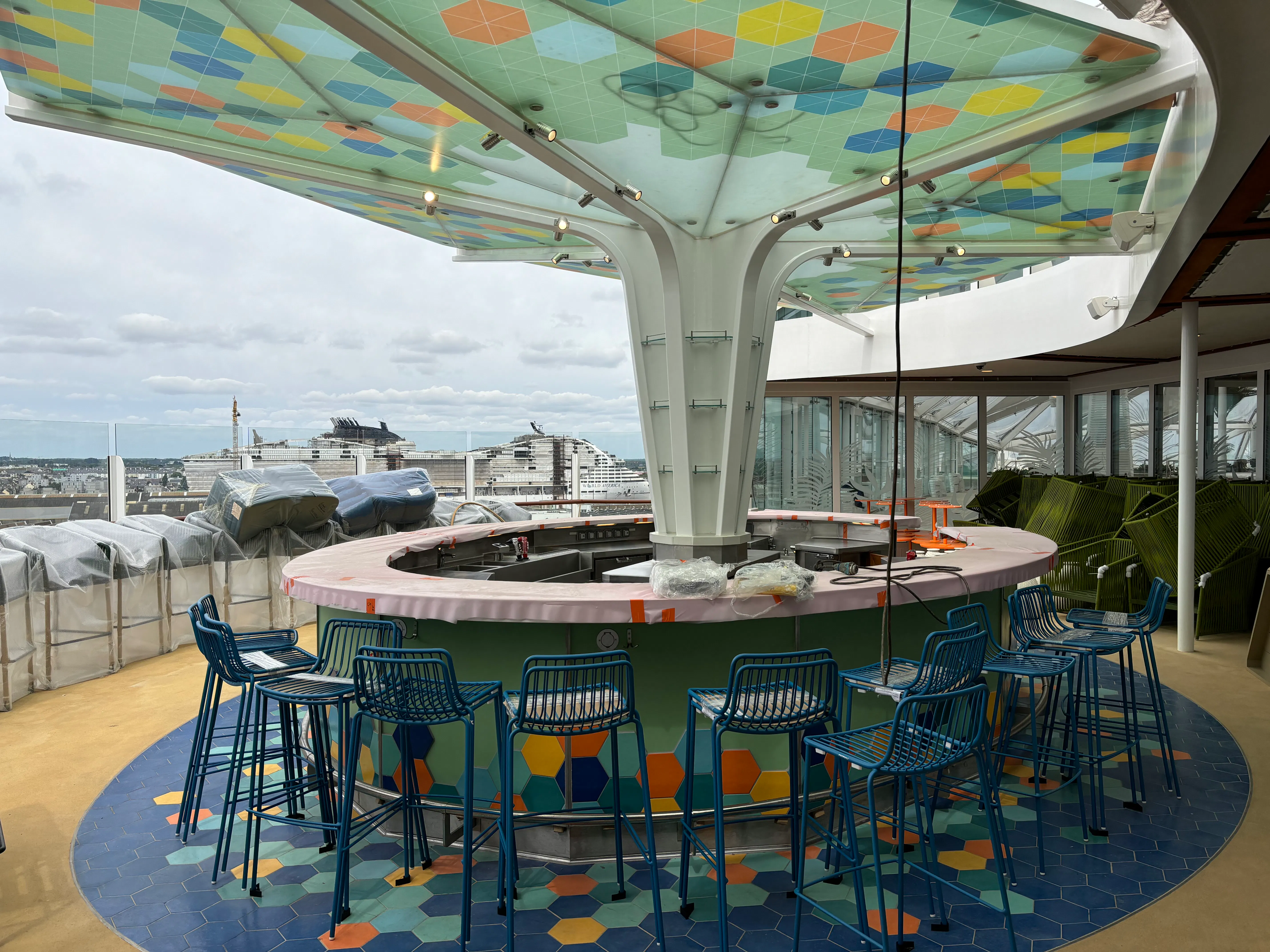 Utopia of the Seas Activities & Entertainment | Editor's Review