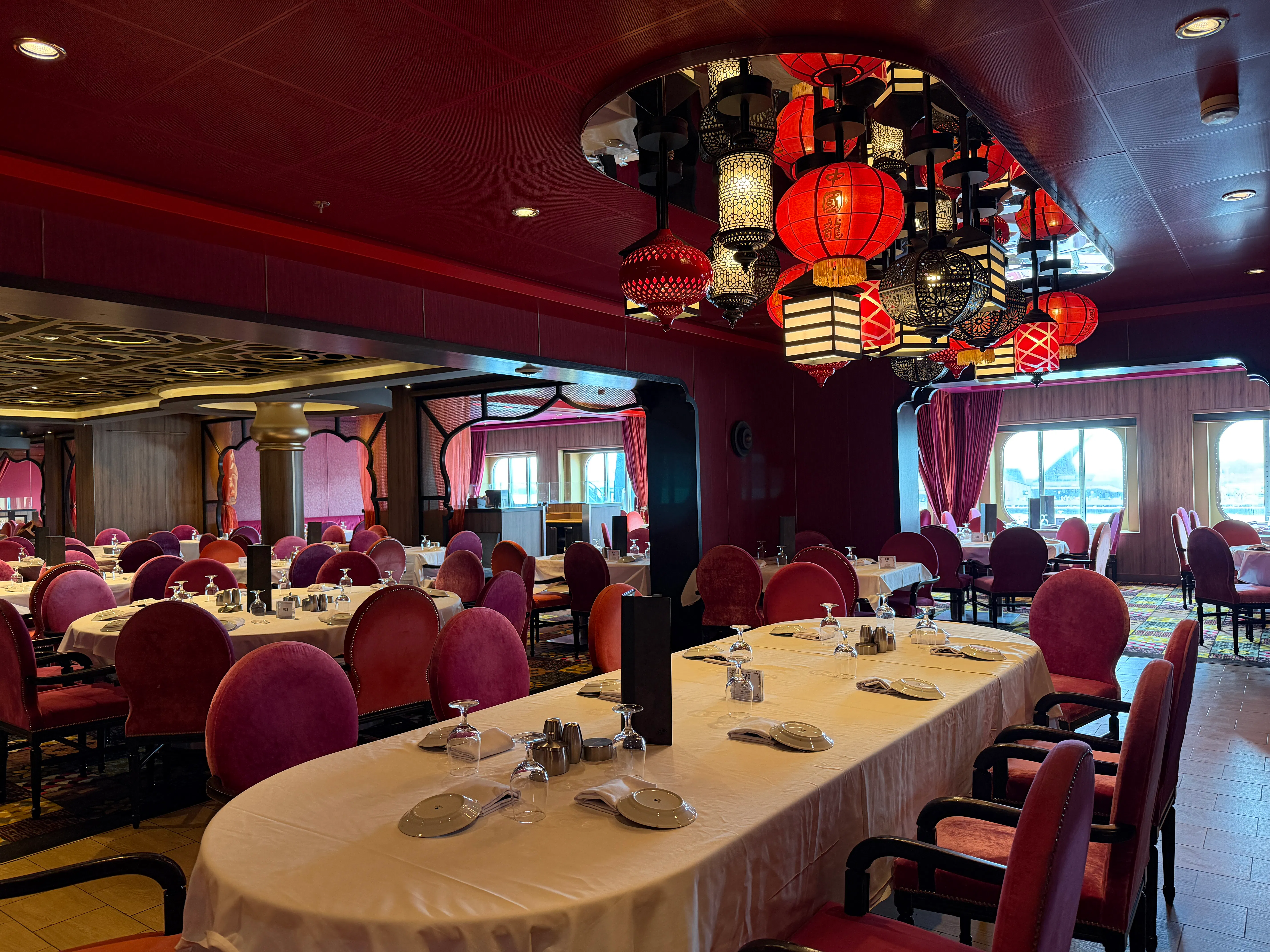 Royal Caribbean Anthem of the Seas Cruise Ship | Editor's Review