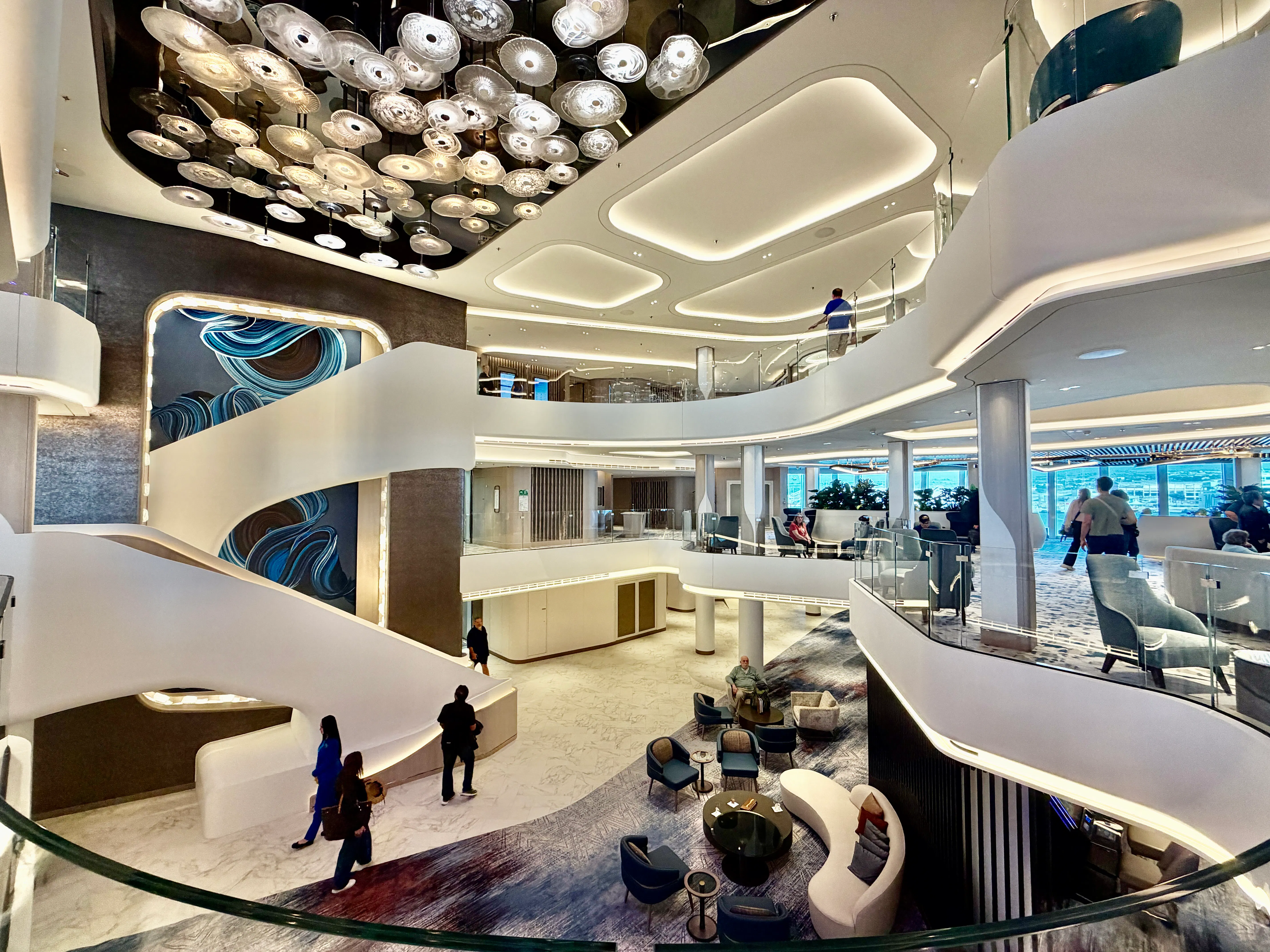 First Look! Photos of Norwegian Luna - Cruise Critic