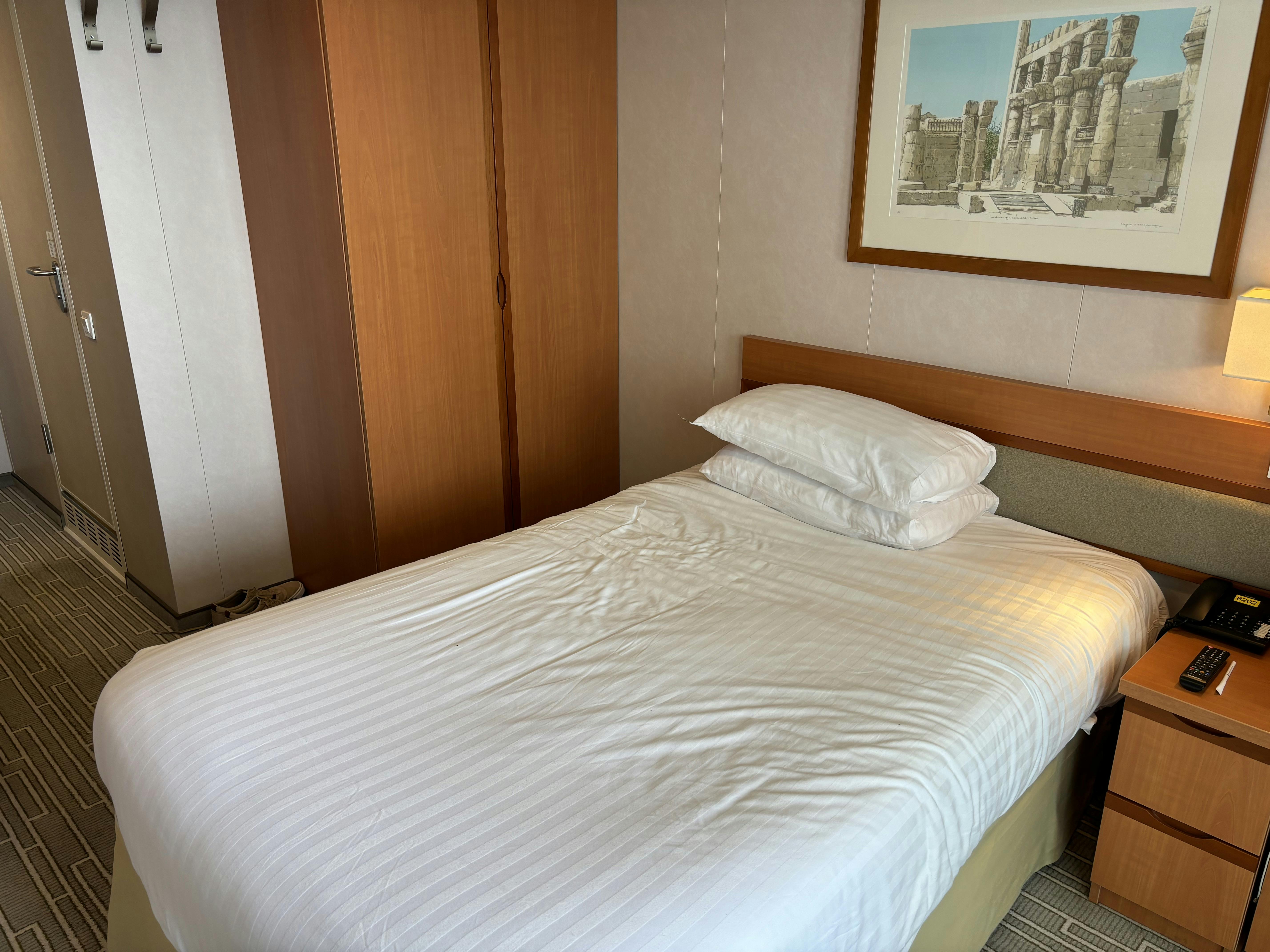 Aurora Cabins & Staterooms on Cruise Critic