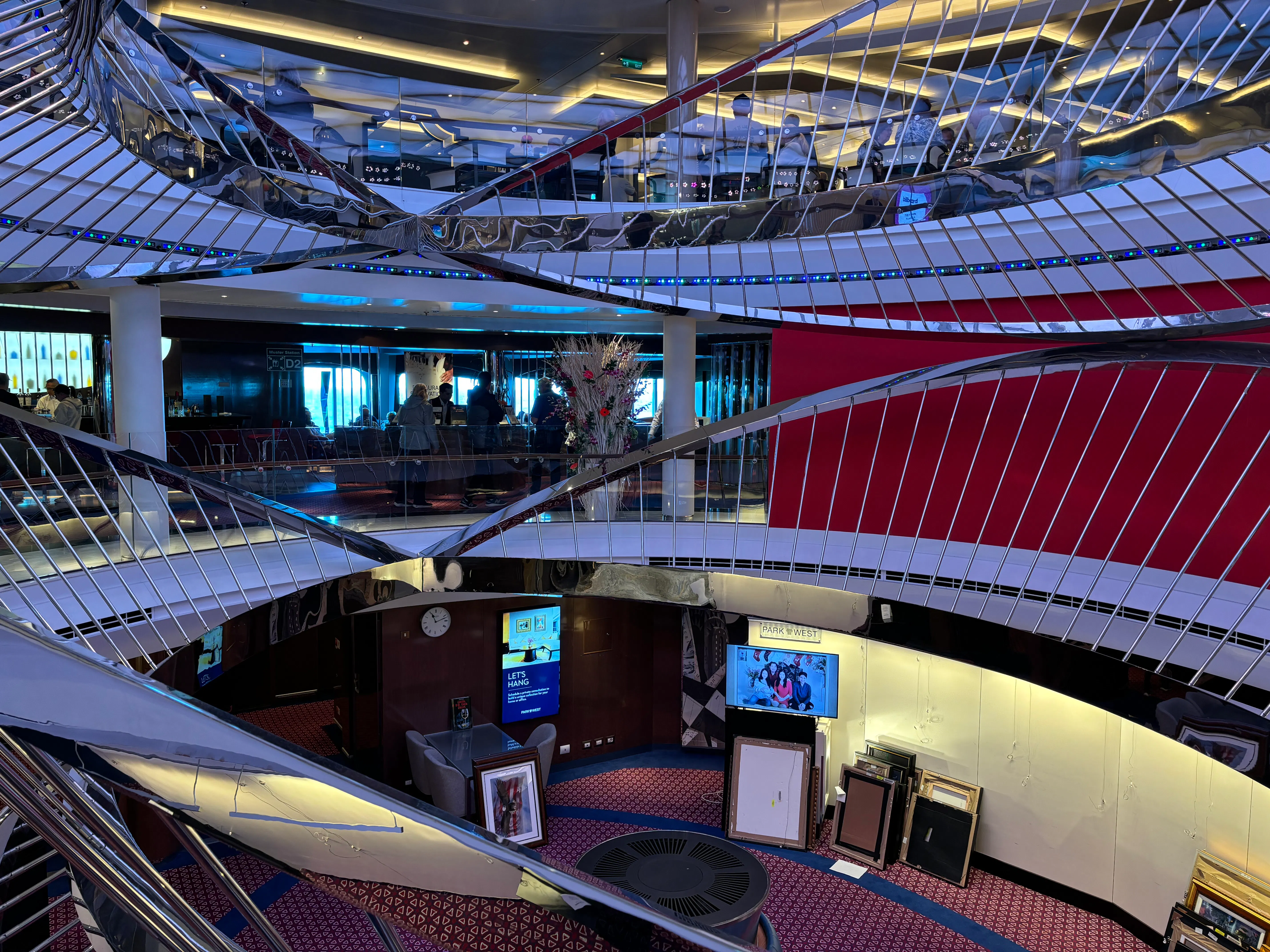 Holland America Koningsdam Activities & Entertainment | Editor's Review