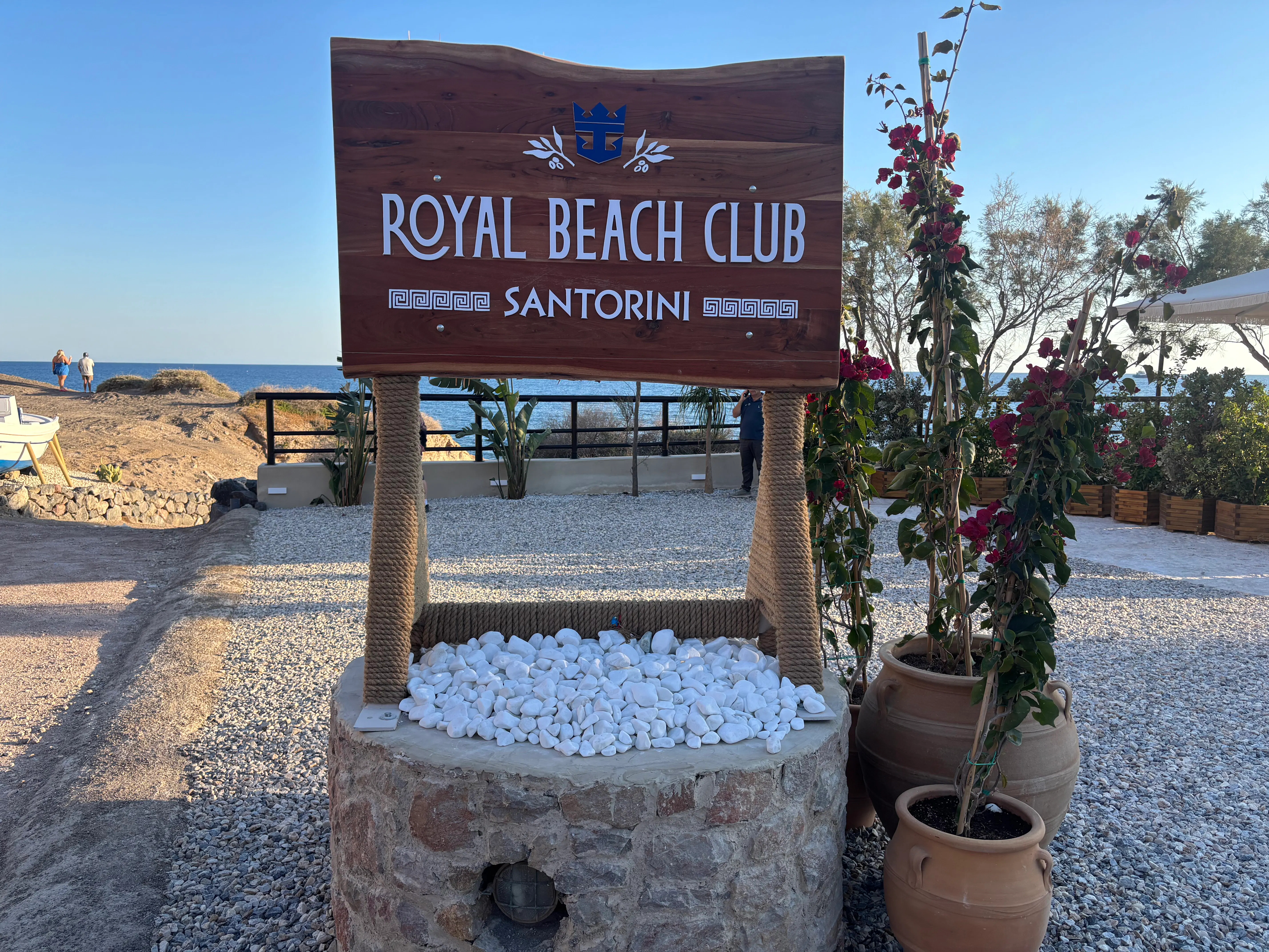Royal Beach Club Santorini: A Comprehensive Guide - Cruise Critic
