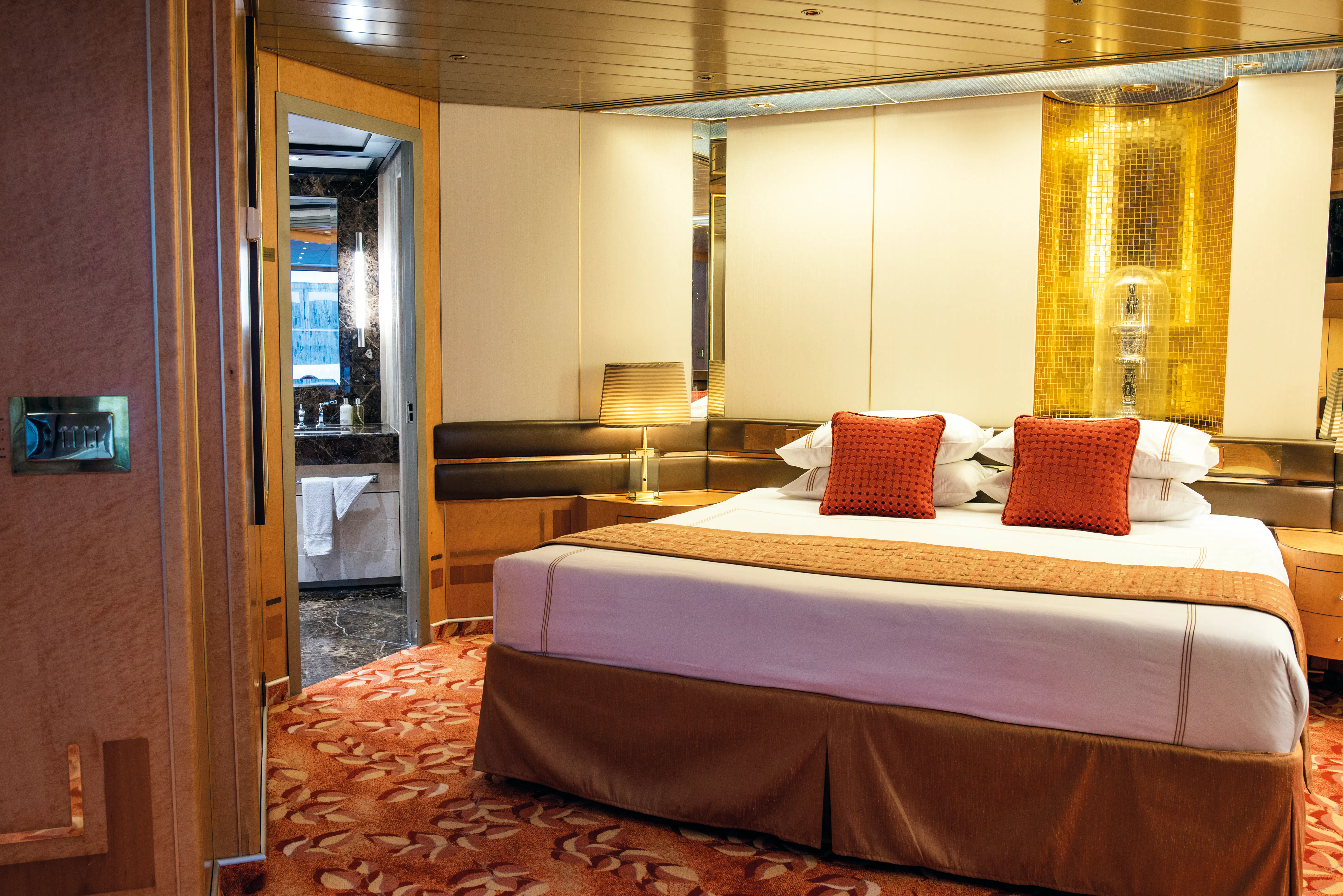Borealis Cabins & Suites | Editor's Review