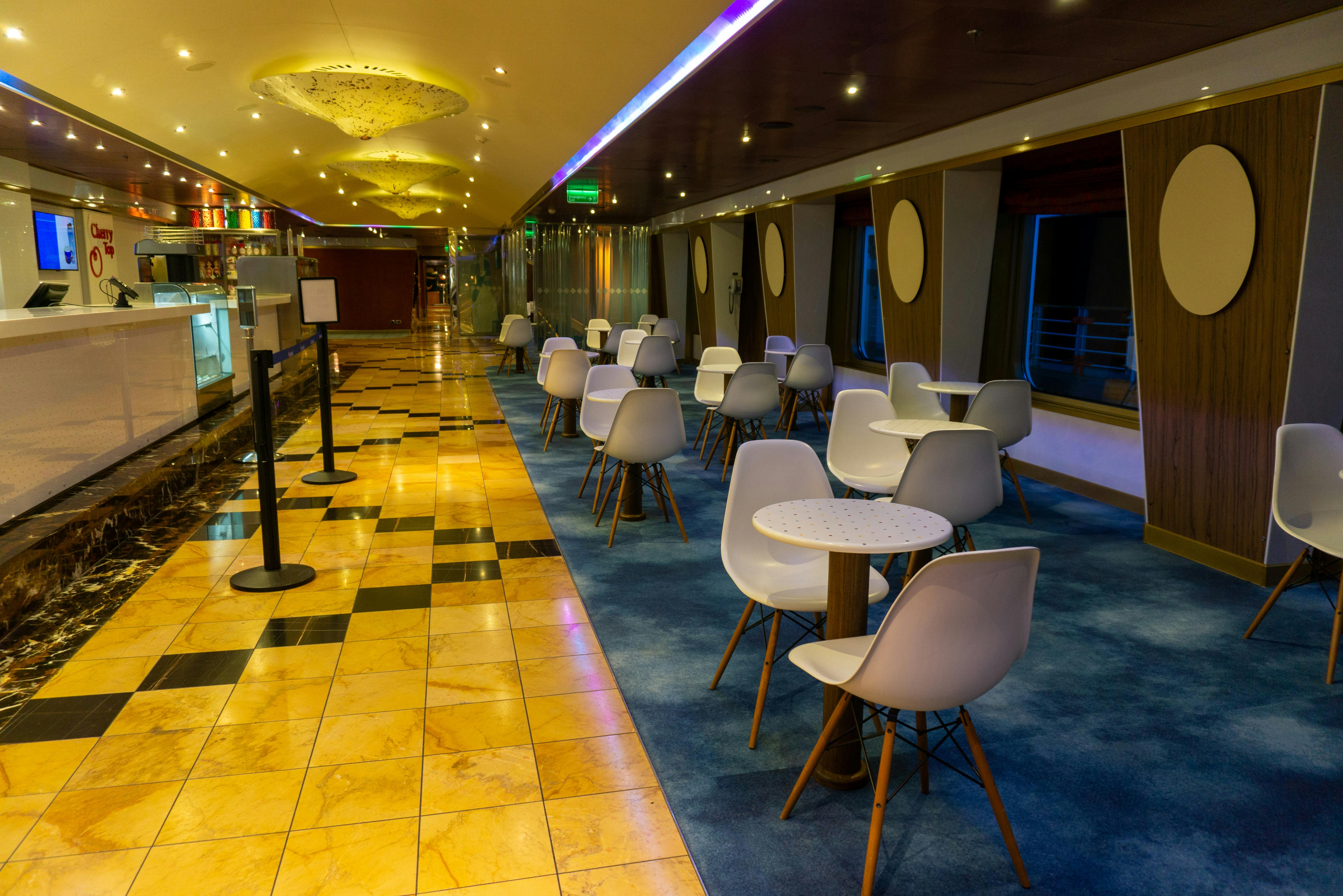 Carnival Luminosa Cruise Ship Review | First-hand Expert Review