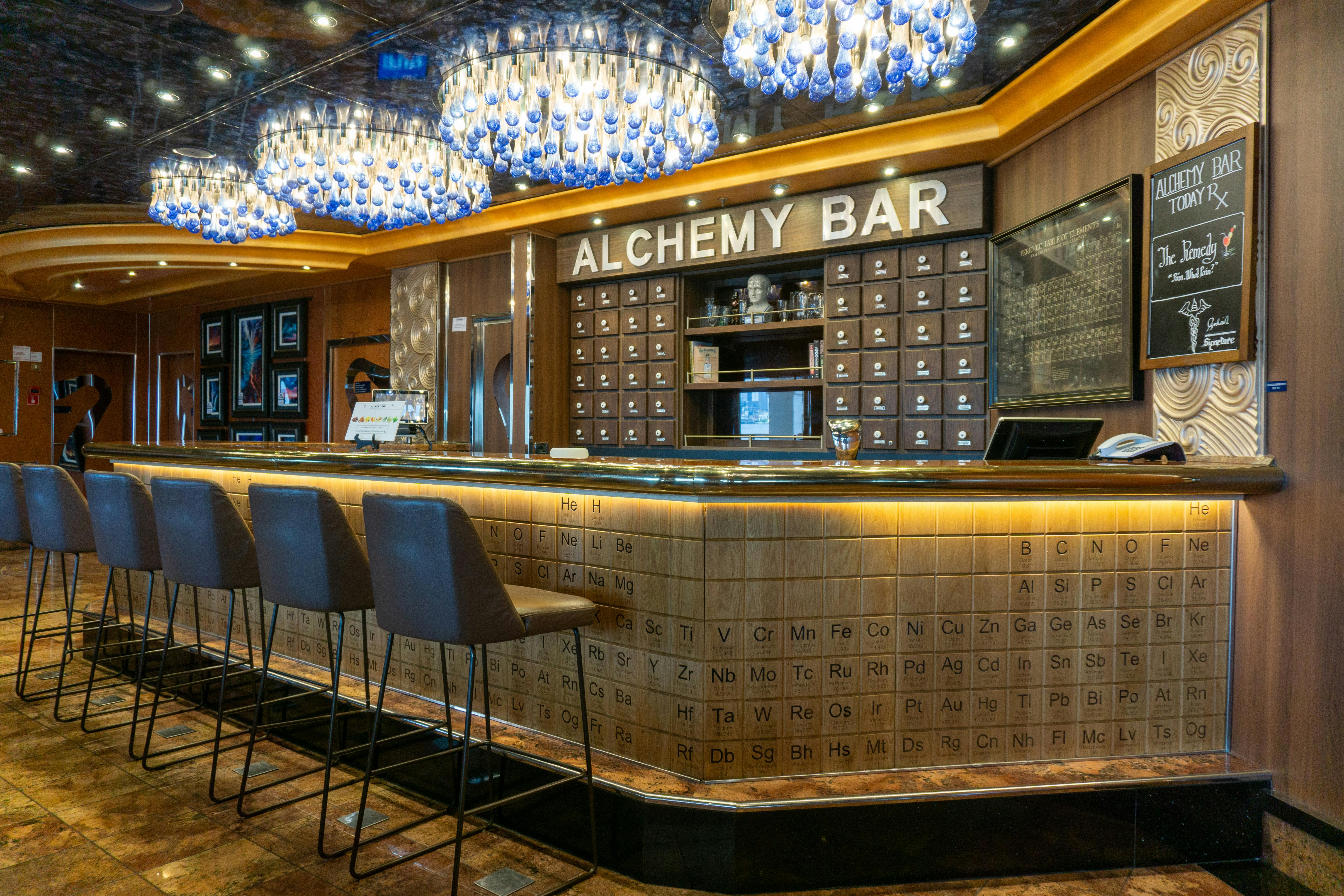 Carnival Luminosa Cruise Ship Review | First-hand Expert Review