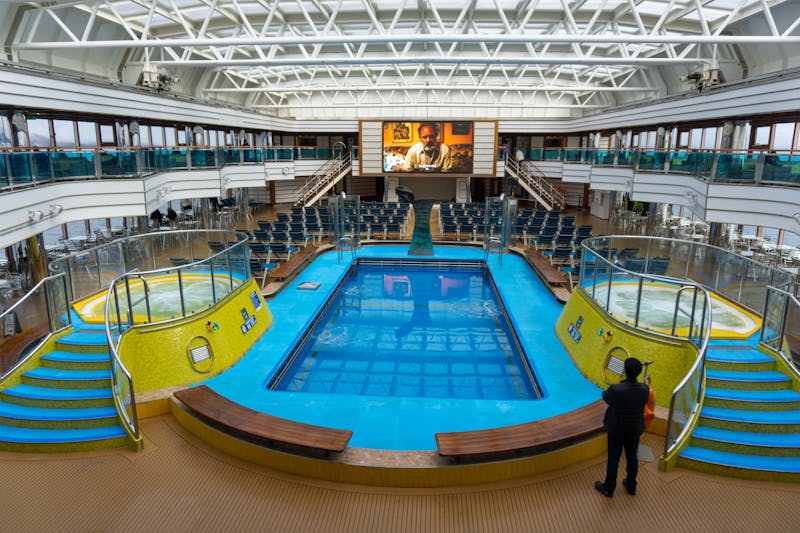 Carnival Luminosa Cruise Ship Review | First-hand Expert Review