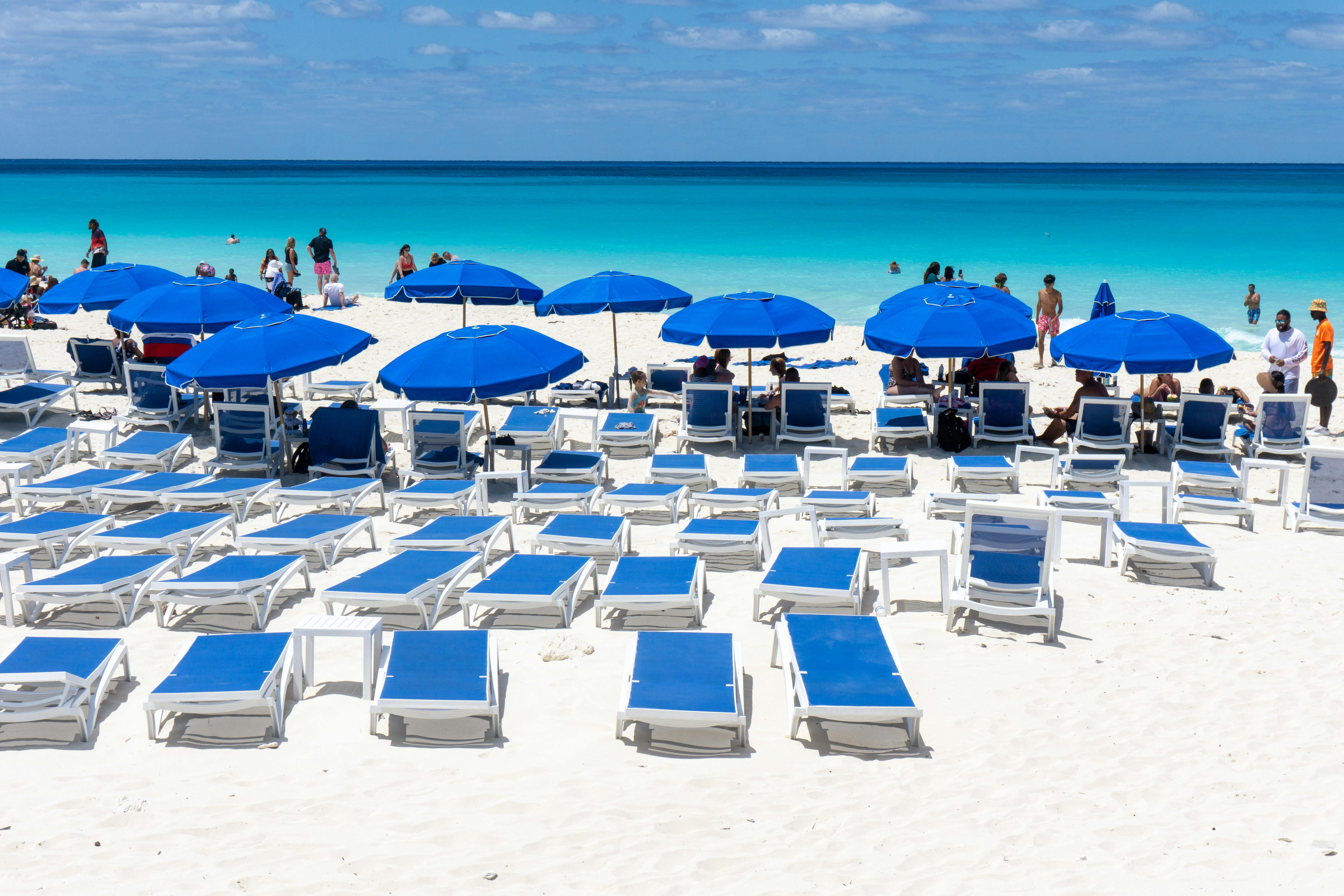 5 Reasons to Go Ashore in Bimini, Bahamas