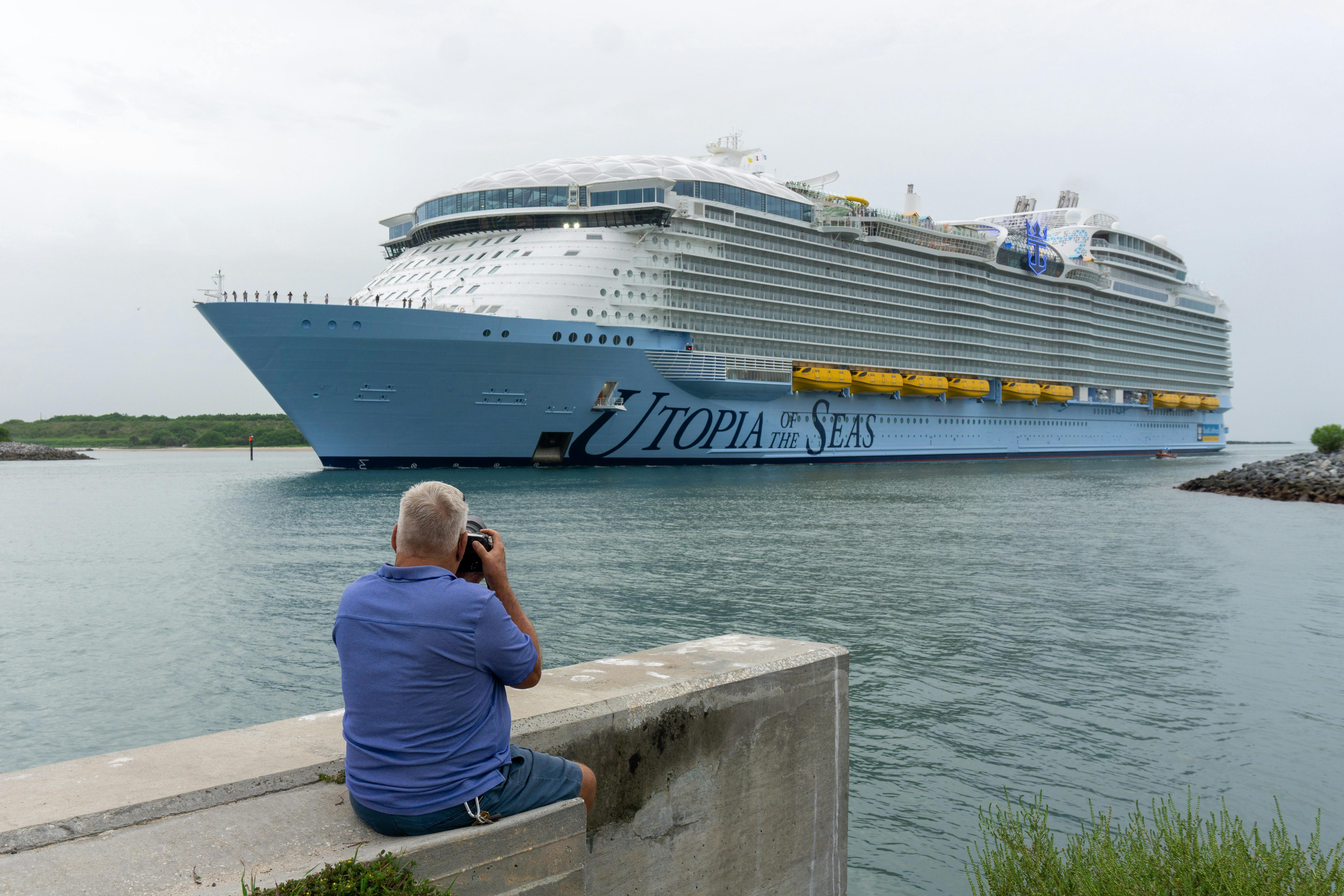 Utopia of the Seas News: Passengers share opinions on first sailing