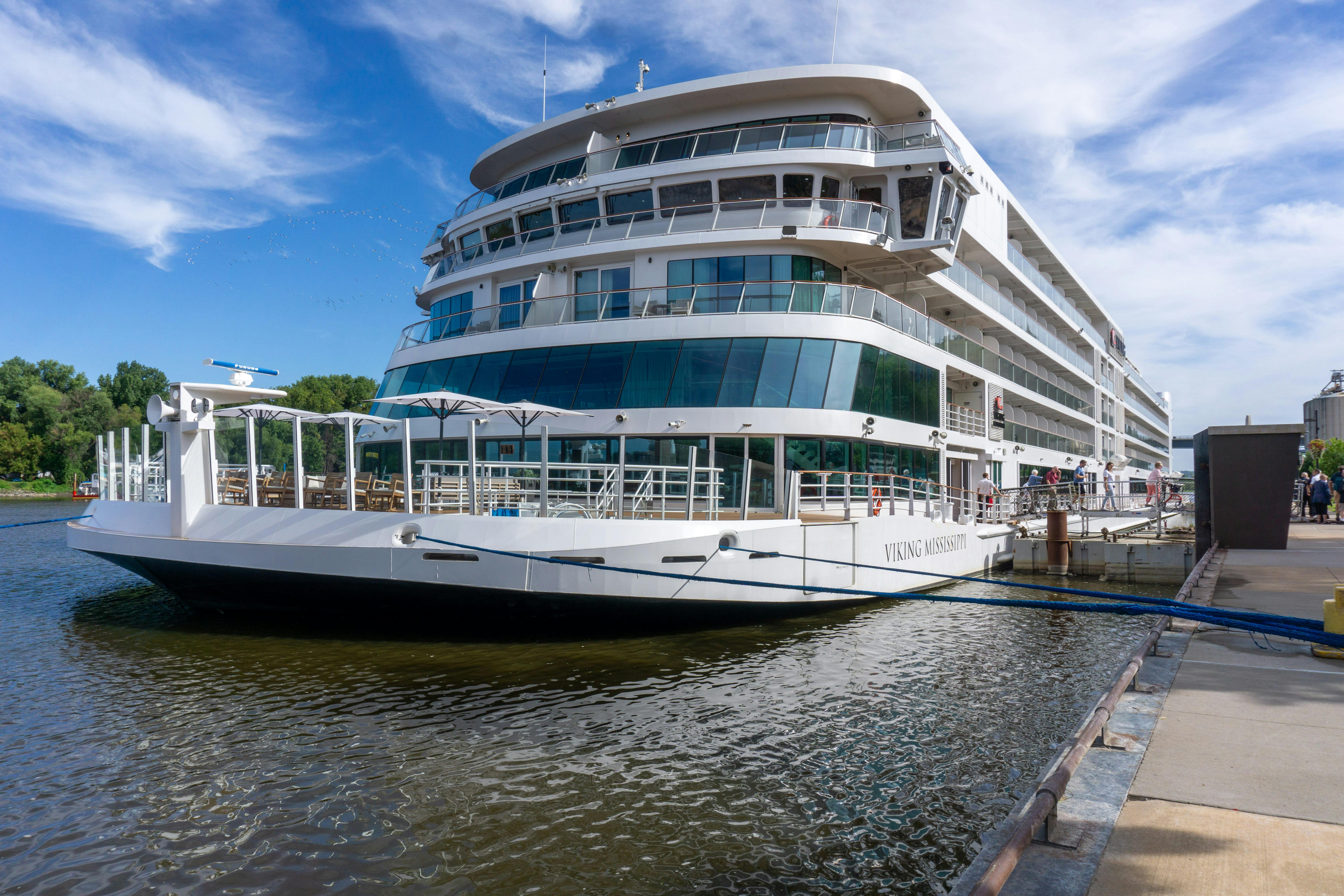 Tauck vs. Viking River Cruises - Cruise Critic