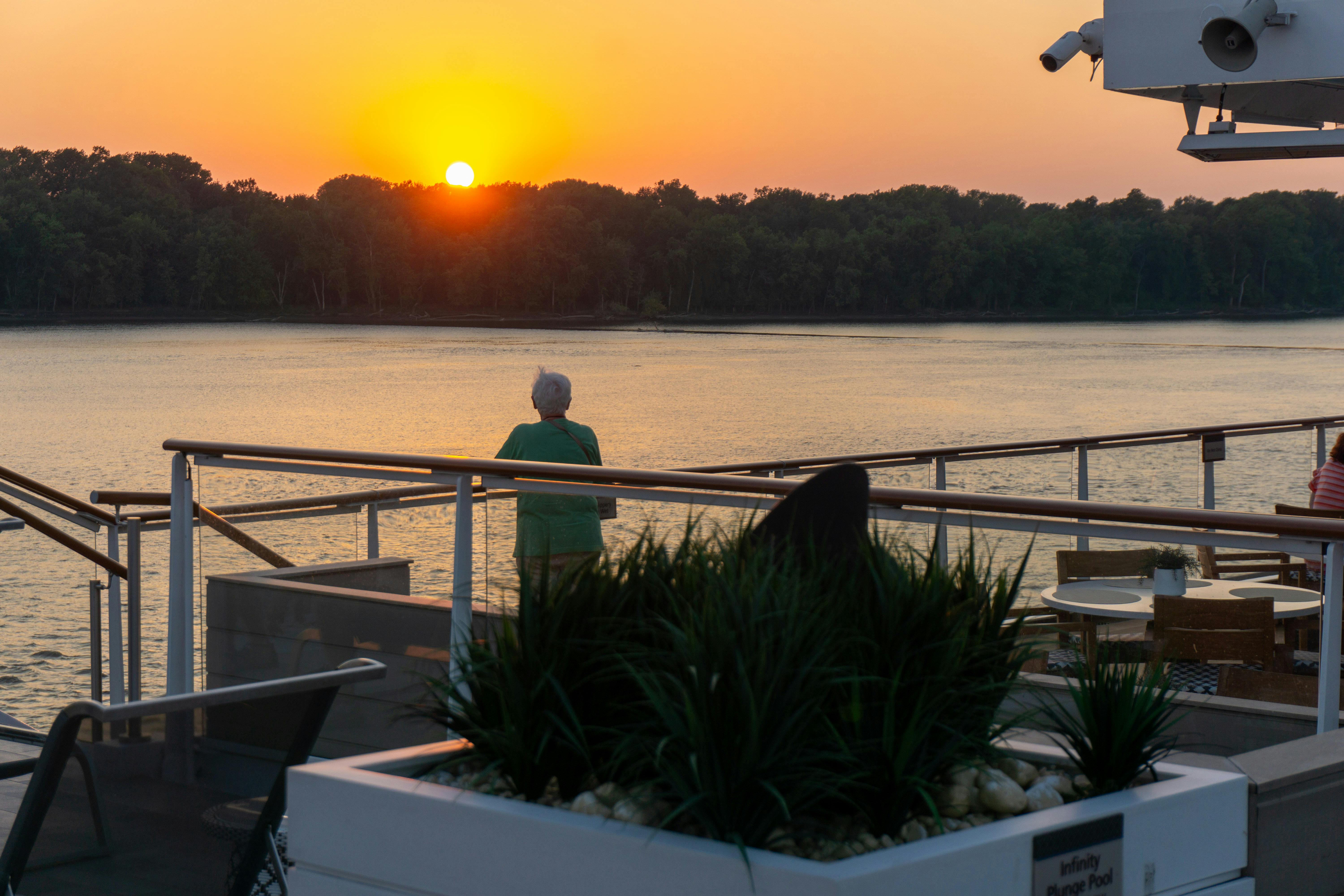 Viking Mississippi Activities, Entertainment & Amenities for Kids & Adults on Cruise Critic