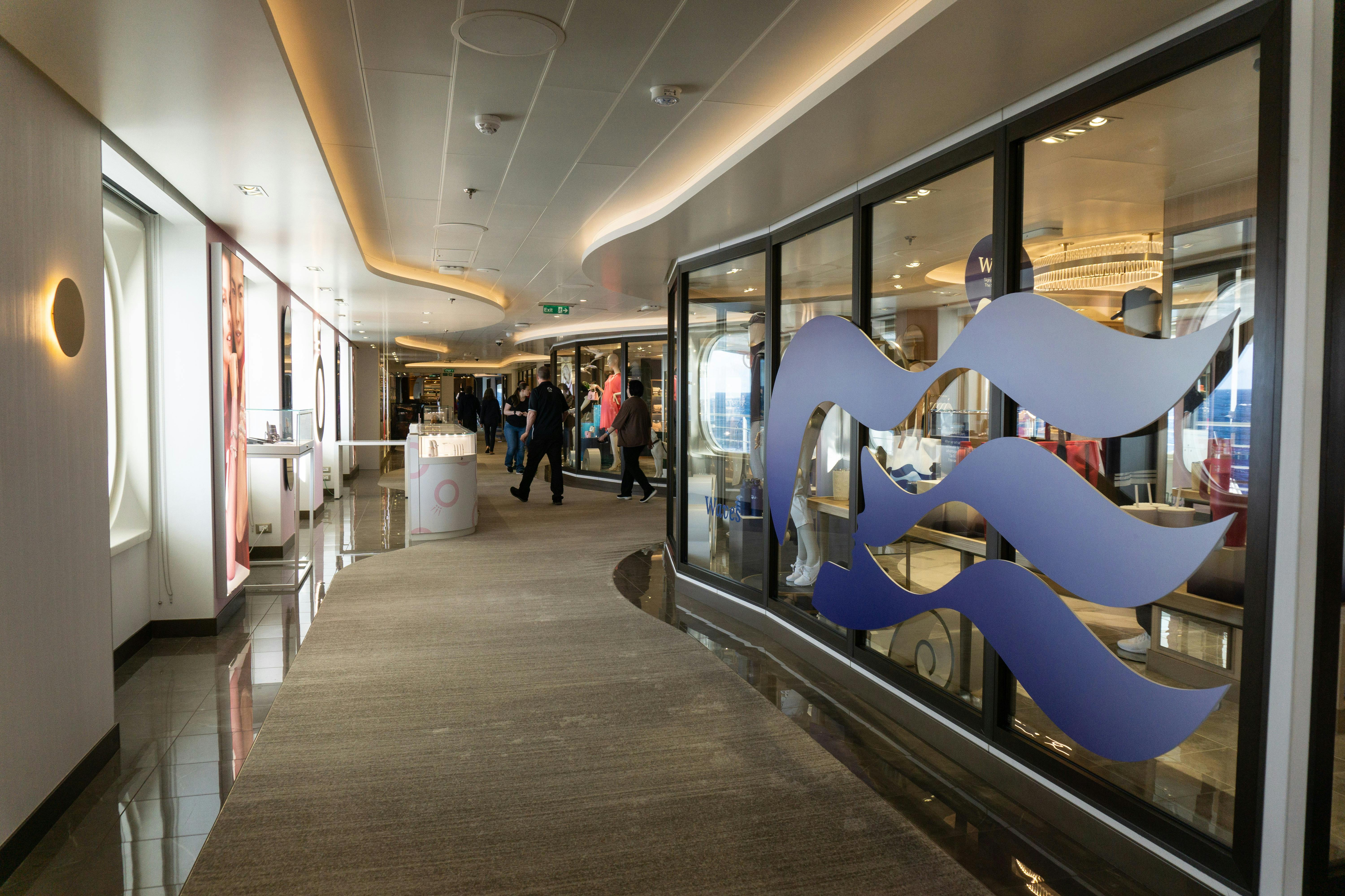 Photos of Sun Princess: First Look at Princess Cruises' New Ship