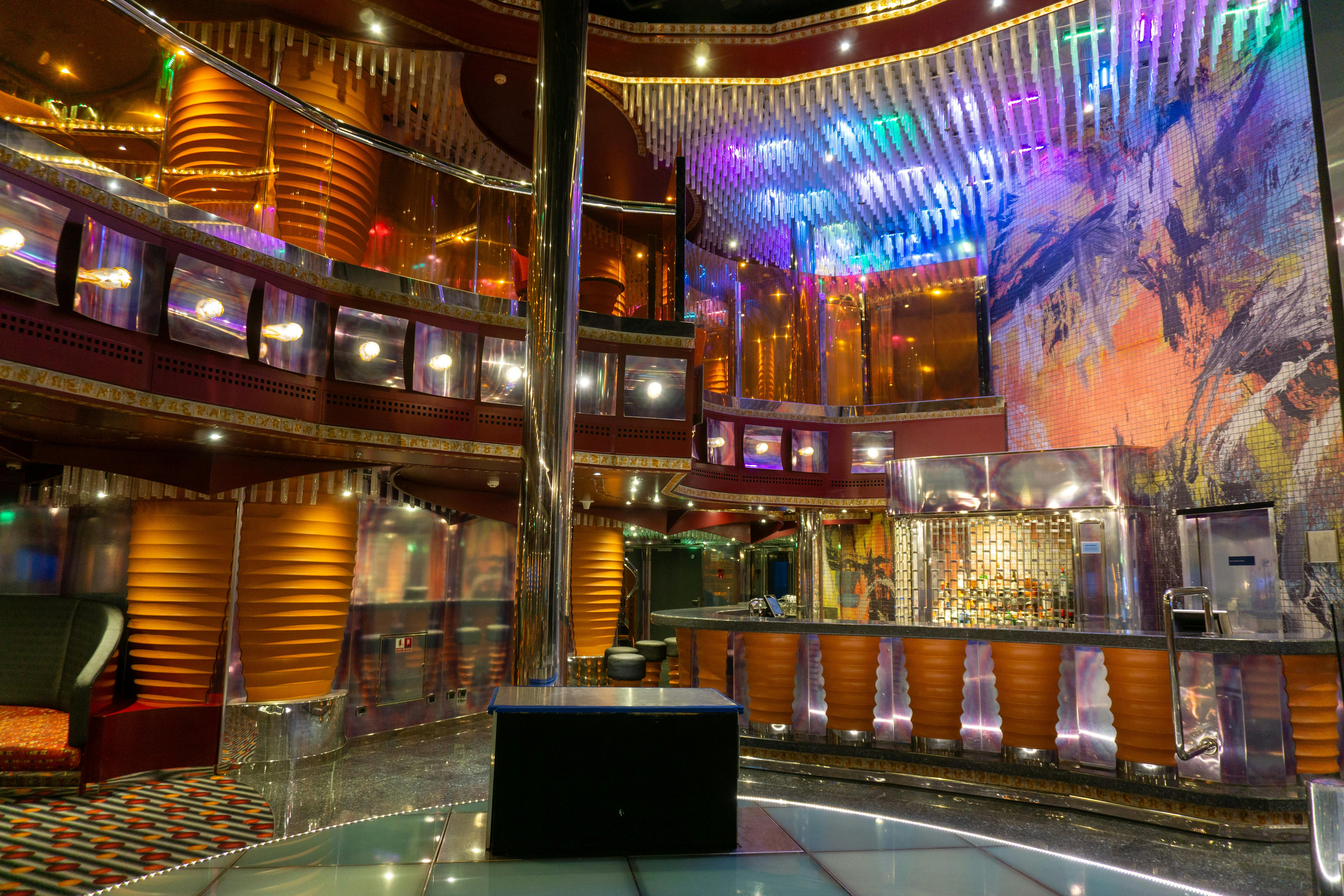 Looking for things to do on Carnival Luminosa? See what cruise experts ...