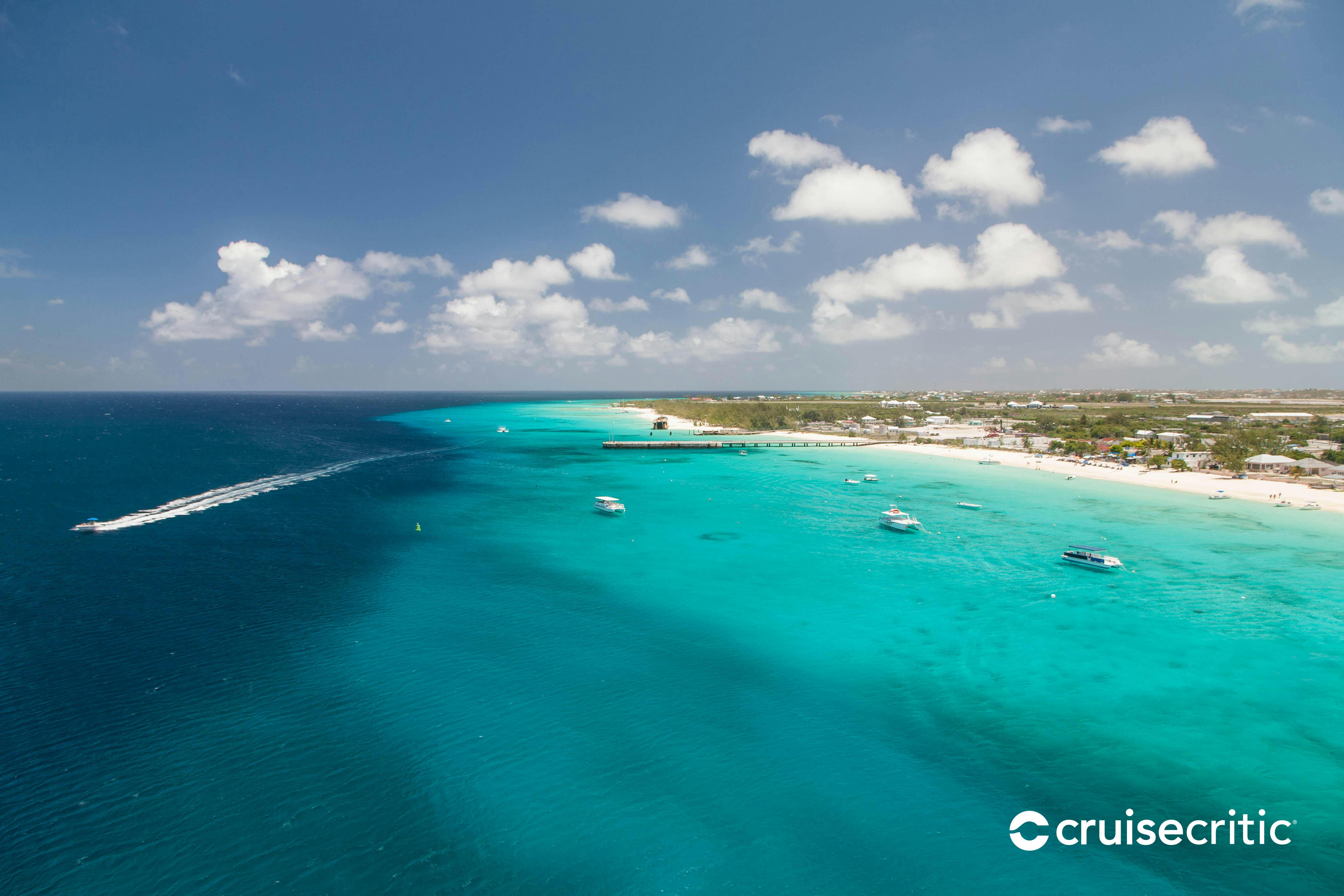 9 Cruise Zoom Backgrounds for Socializing Away from Sea