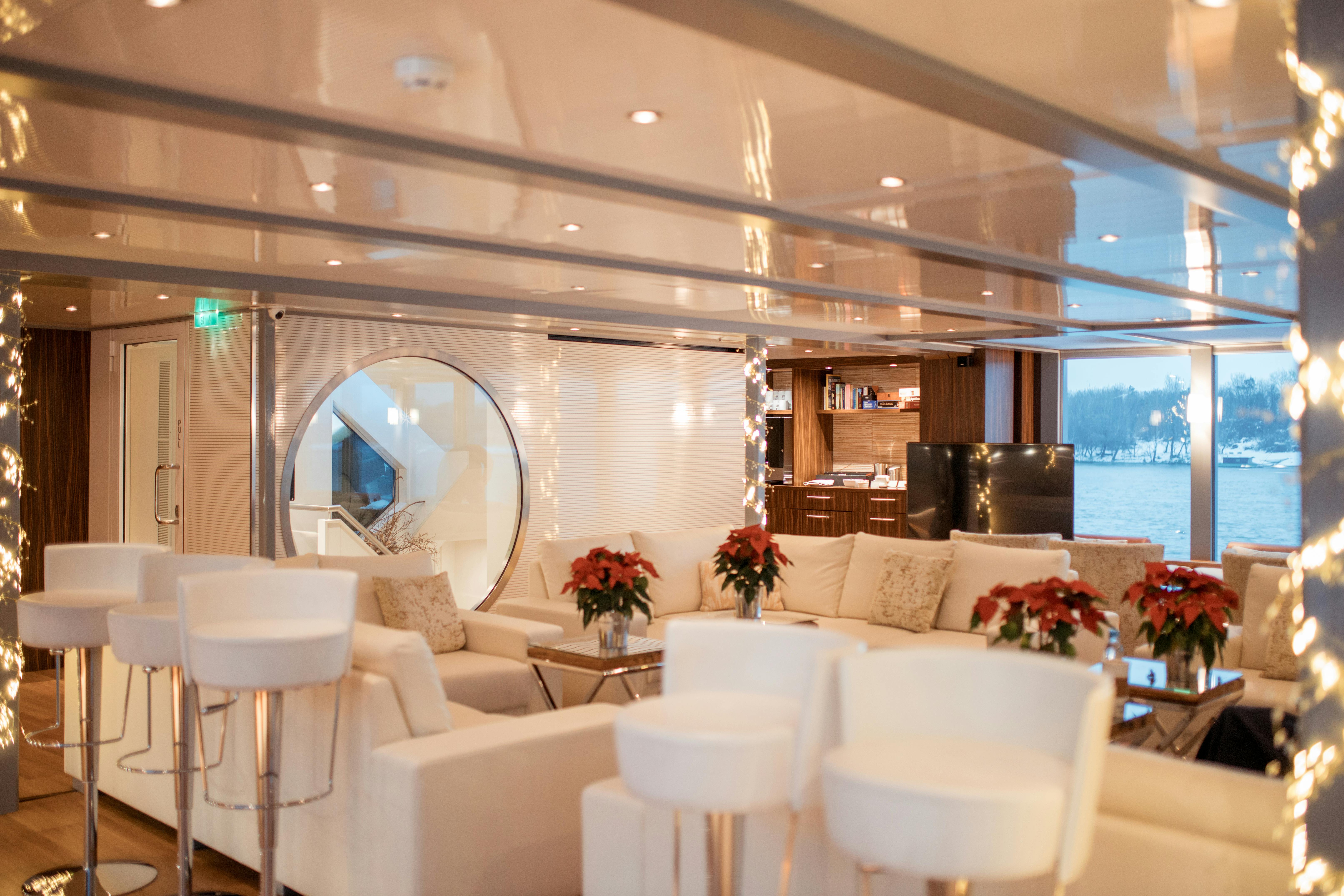 Amadeus Queen Cruise: Expert Review (2023)