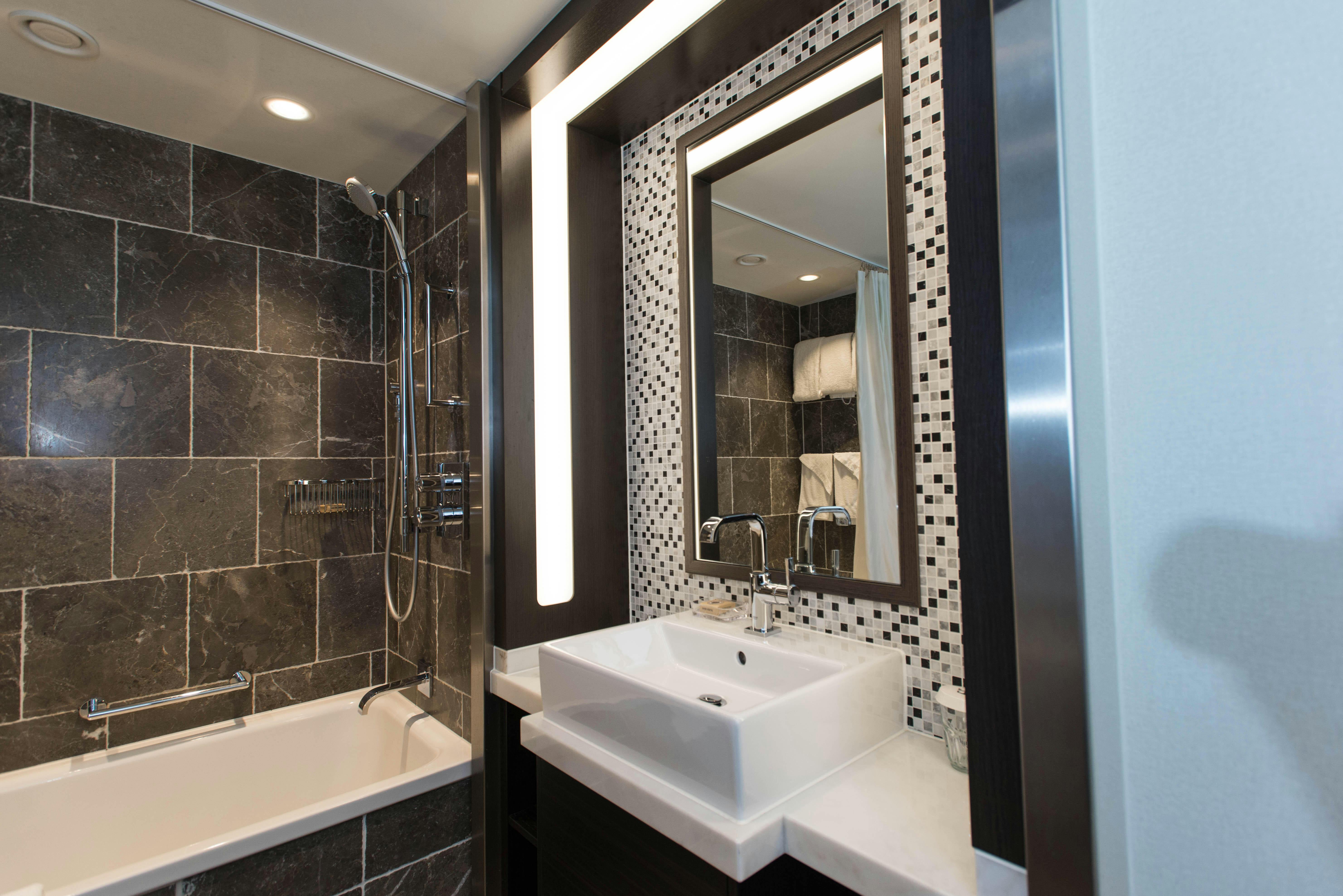 What to Expect on a Cruise: Cruise Bathrooms