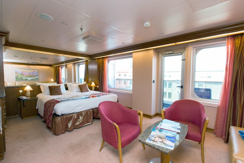 Carnival Magic Grand Suite