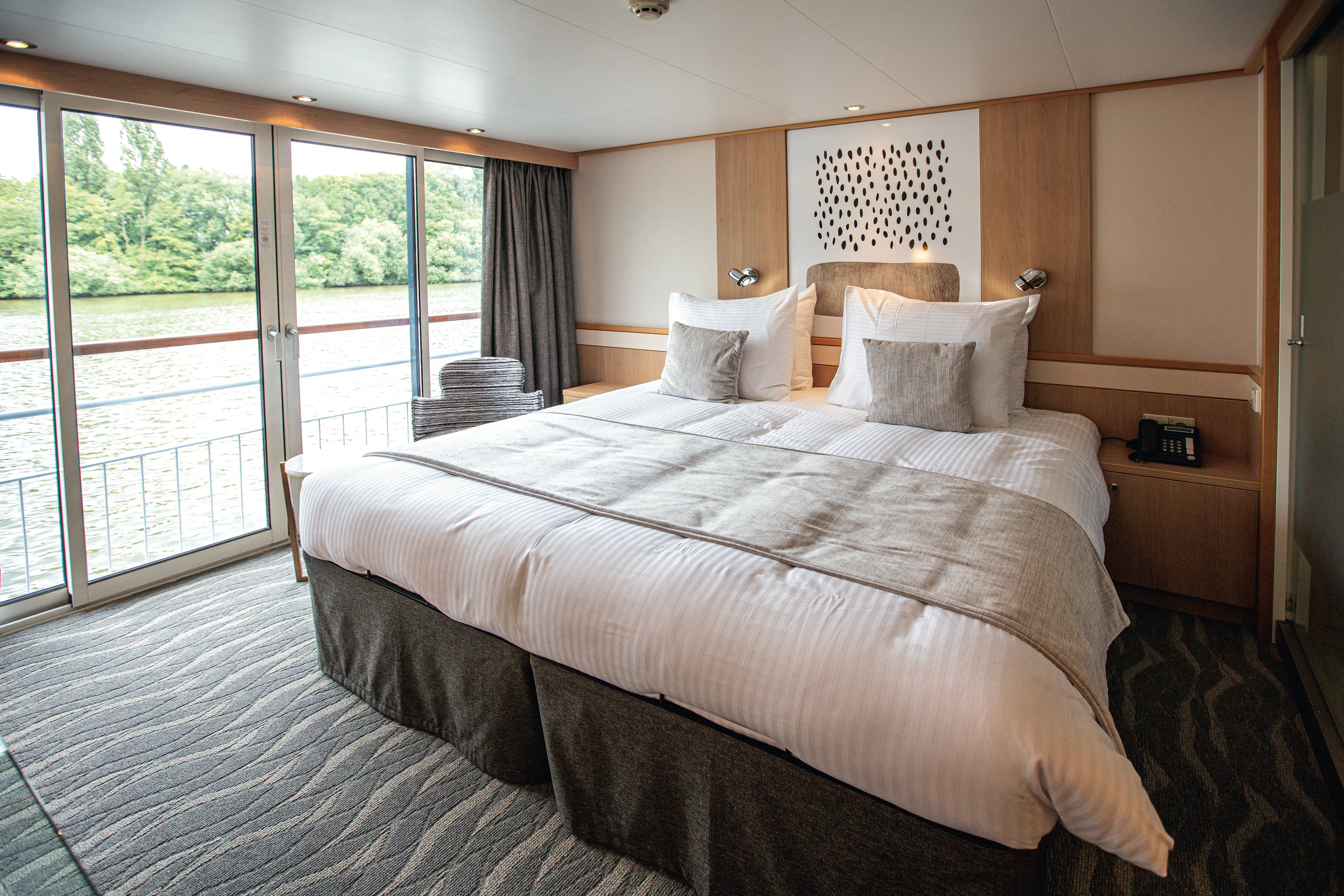 Expert Review of TUI Isla River Cruise Ship