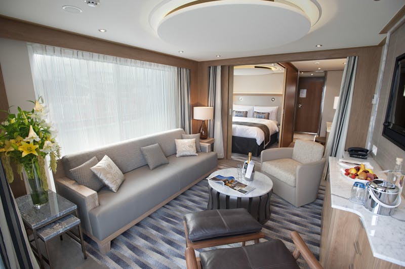 Viking Var Cruise: Expert Review (2023)