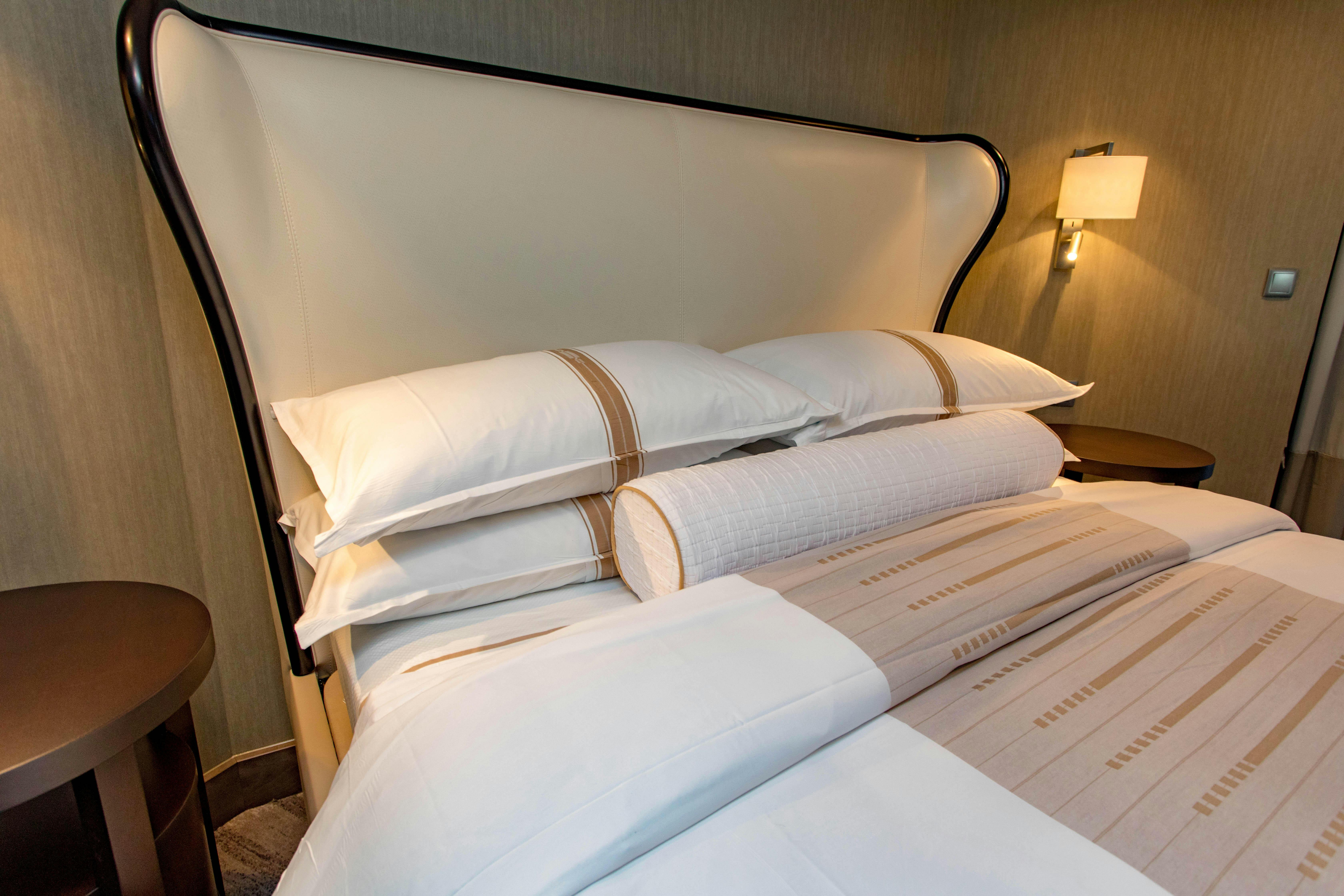 Azamara Onward Ship Review