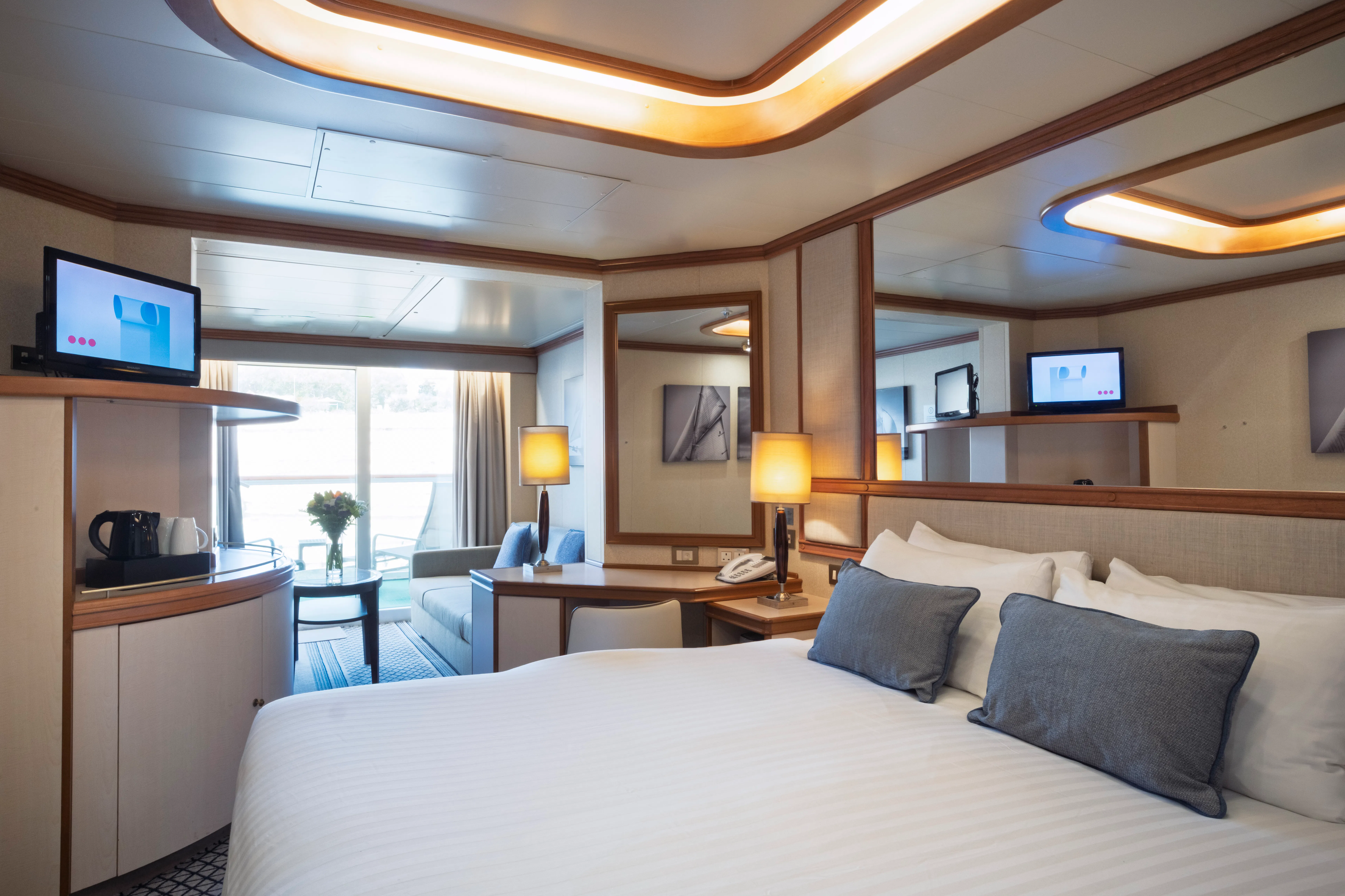 Azura Cabins & Suites | Editor's Review