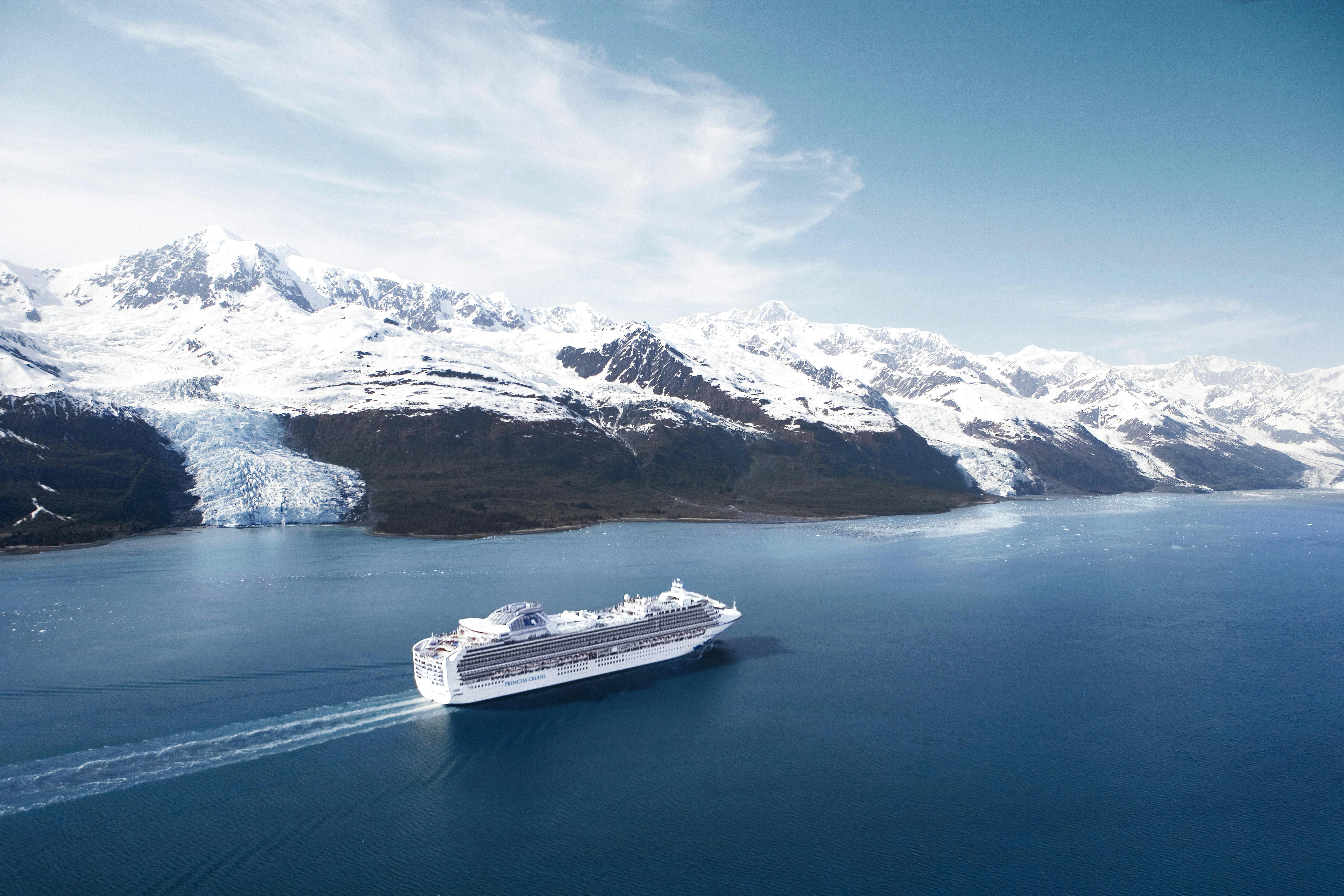 Luxury Cruises to Alaska: Which Should You Pick?