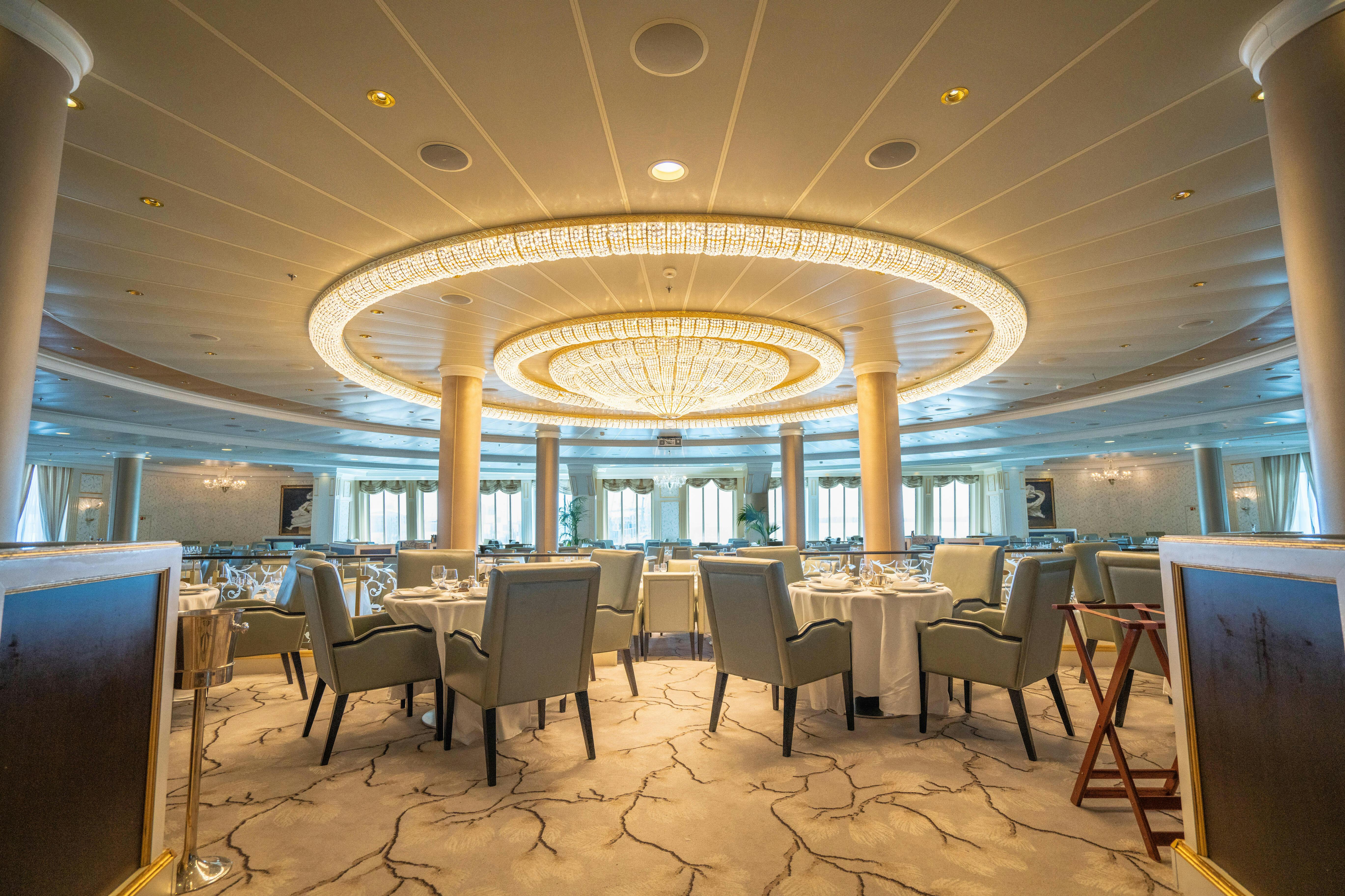 A Look at the Refurbished Oceania Riviera