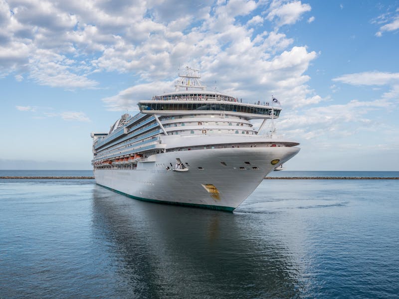 8 Reasons to Cruise on the Refurbished Golden Princess