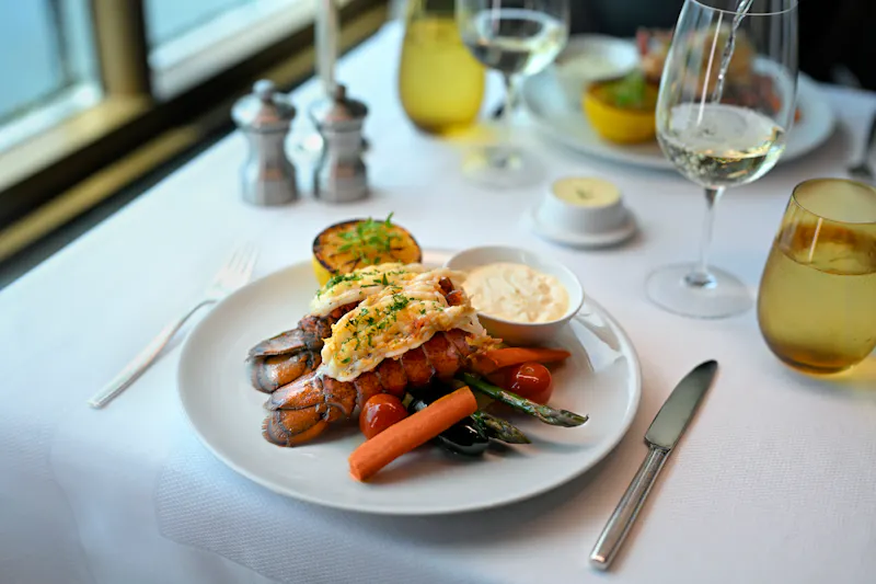 New Farewell Dinner Debuts in Holland America Dining Rooms