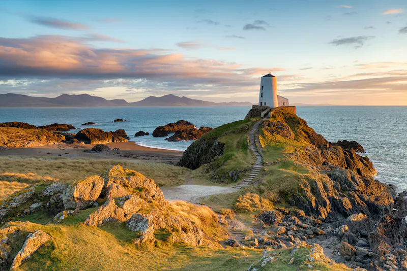 7 Reasons Why Brits Will Love a Round-Britain and Ireland Cruise ...