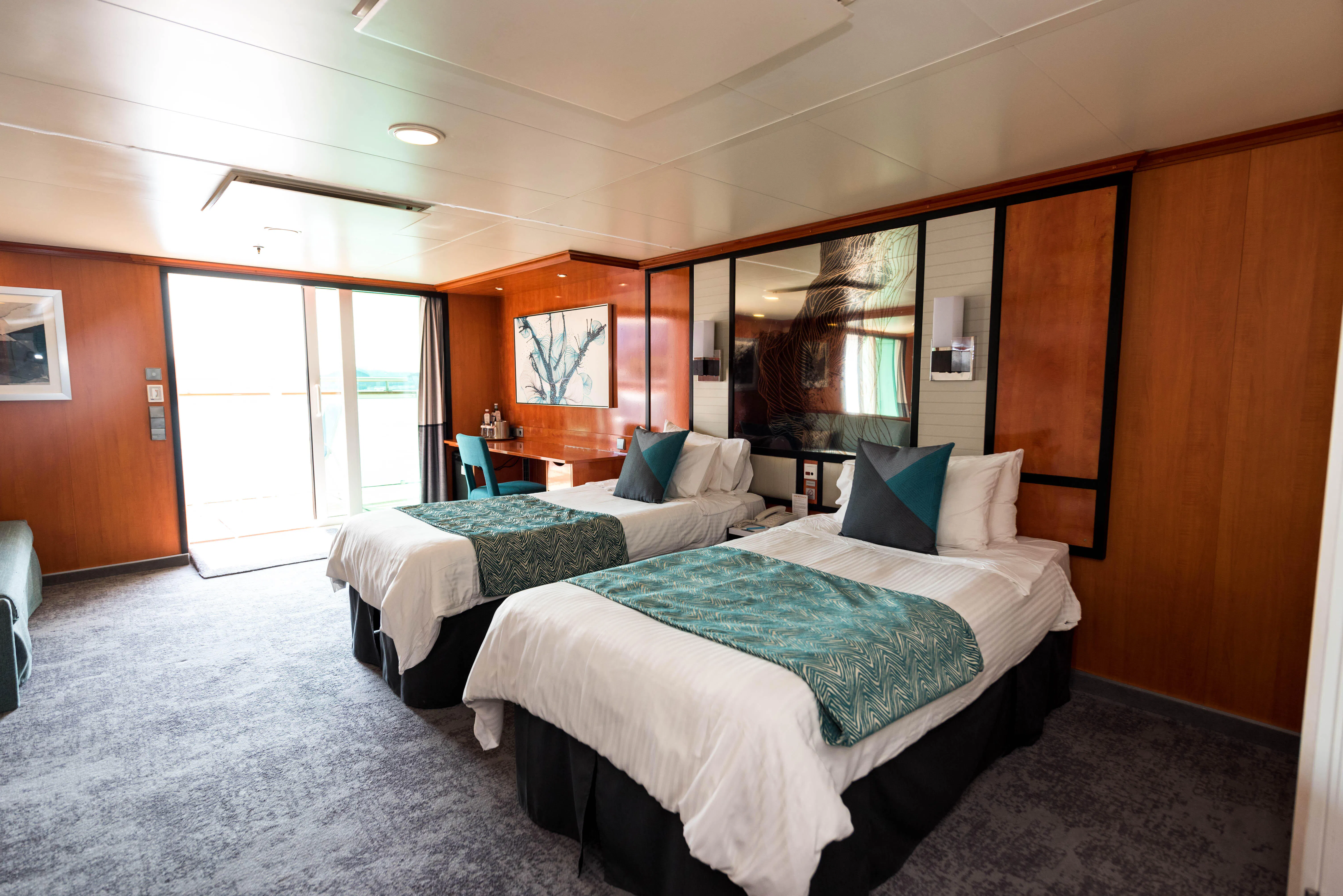Norwegian Pearl Cabins & Staterooms on Cruise Critic