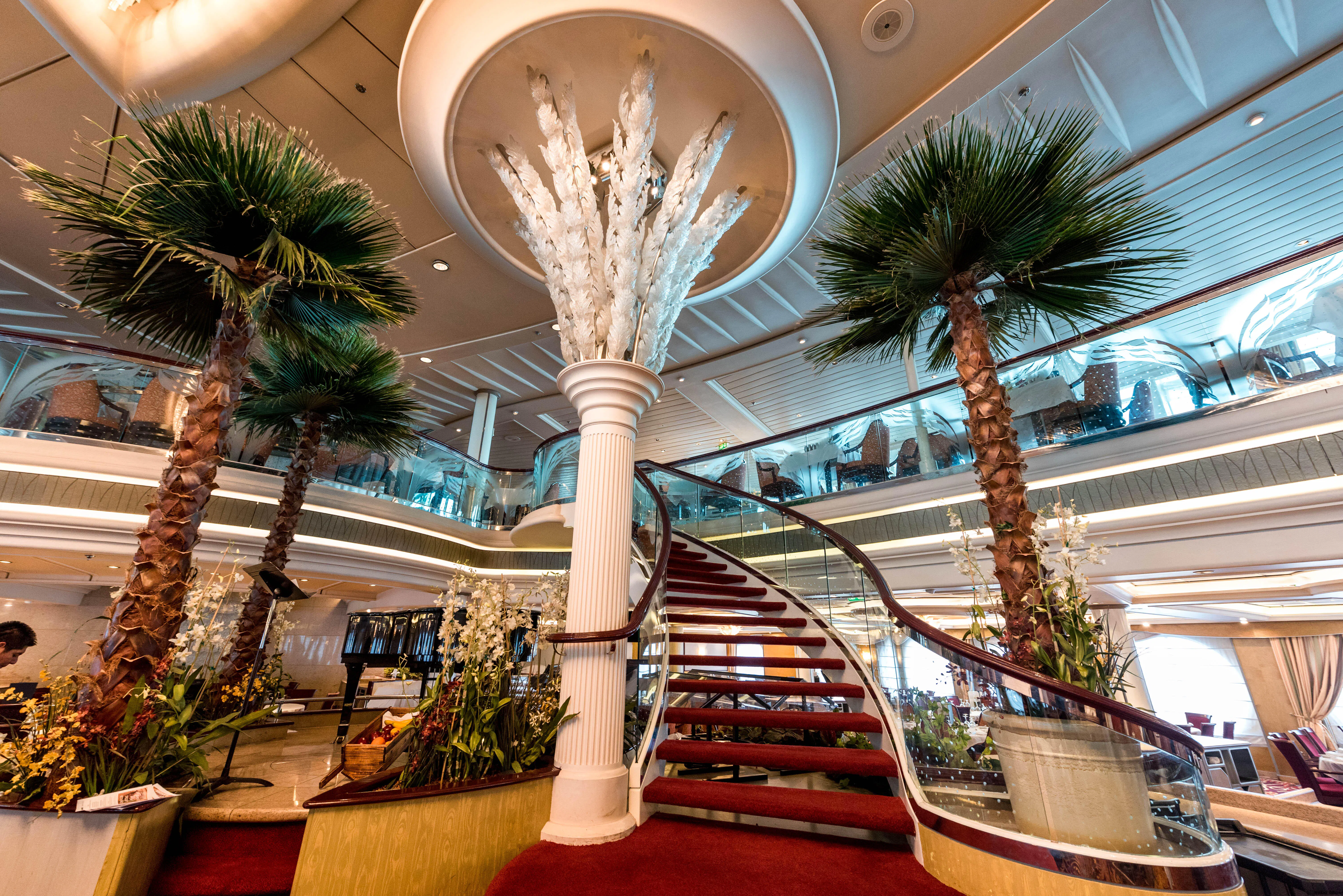 Royal Caribbean Rhapsody of the Seas Dining: Restaurants & Food on ...