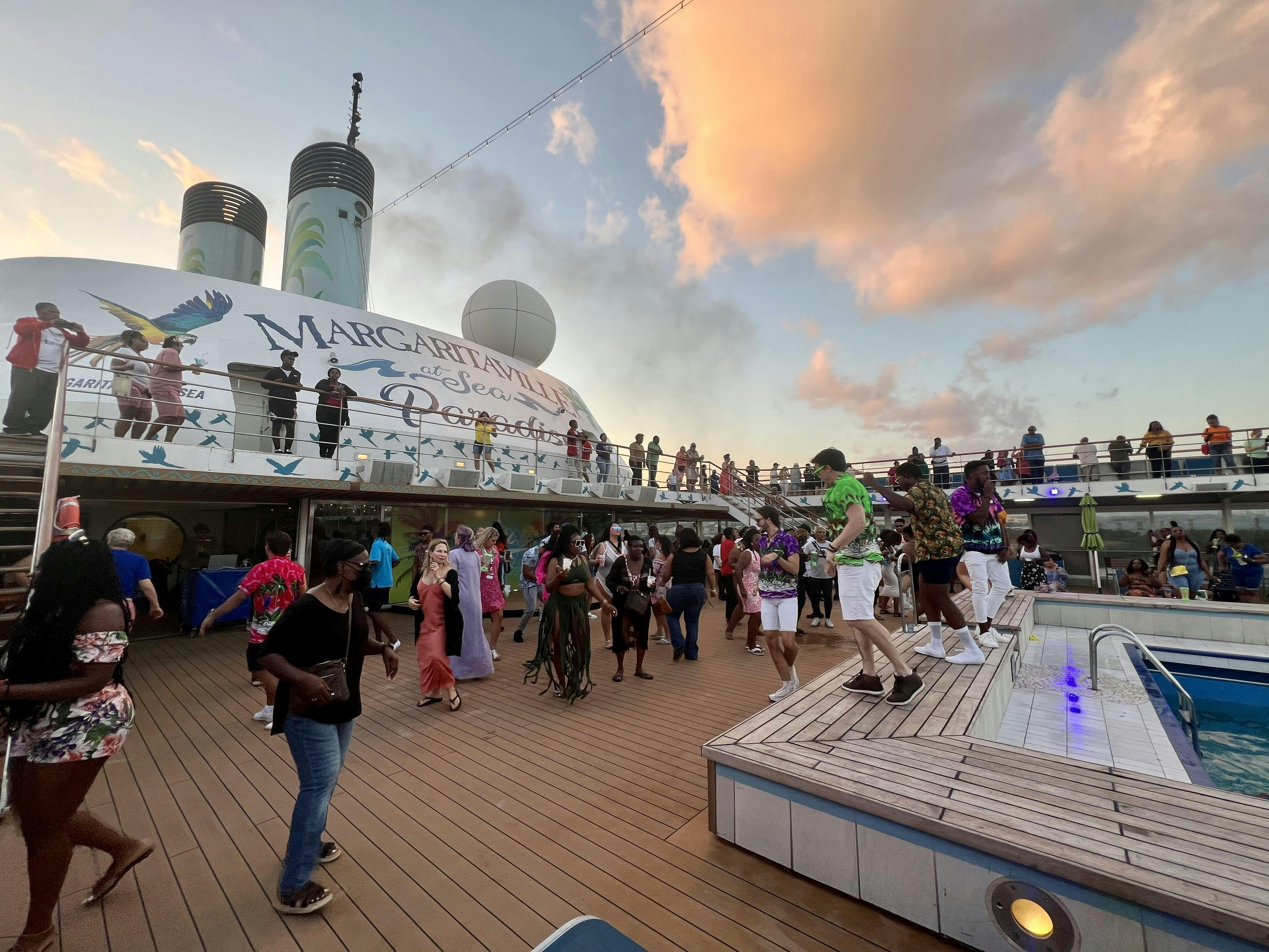 9 Best Party Cruises: Top Cruise Ships for Partying