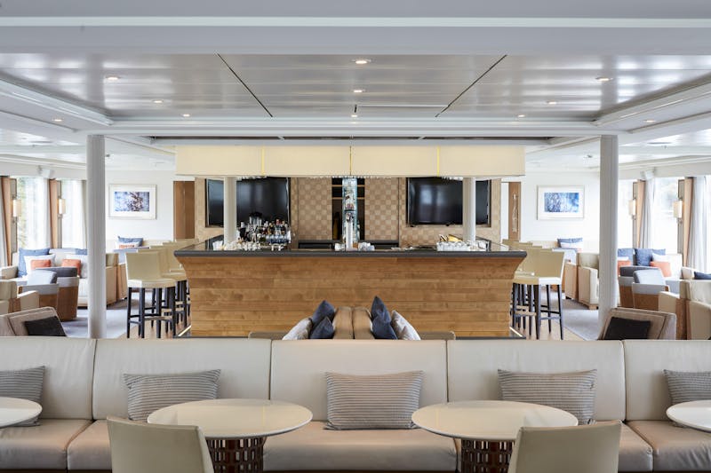 Viking Var Cruise: Expert Review (2023)