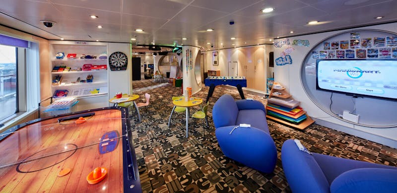 Cunard Kids Clubs on Cunard Cruises