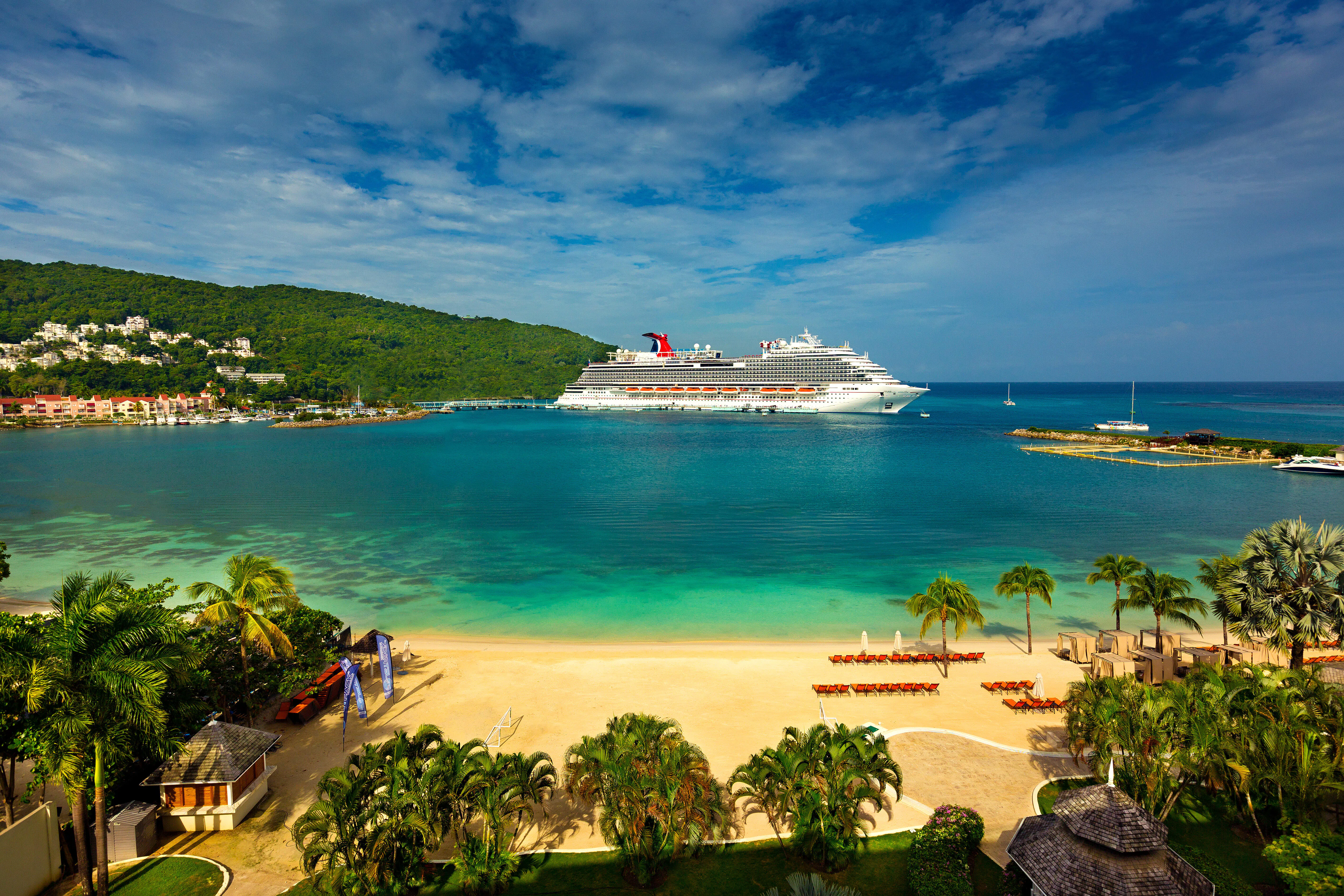 What to Expect on a Cruise: Visiting Cruise Ports