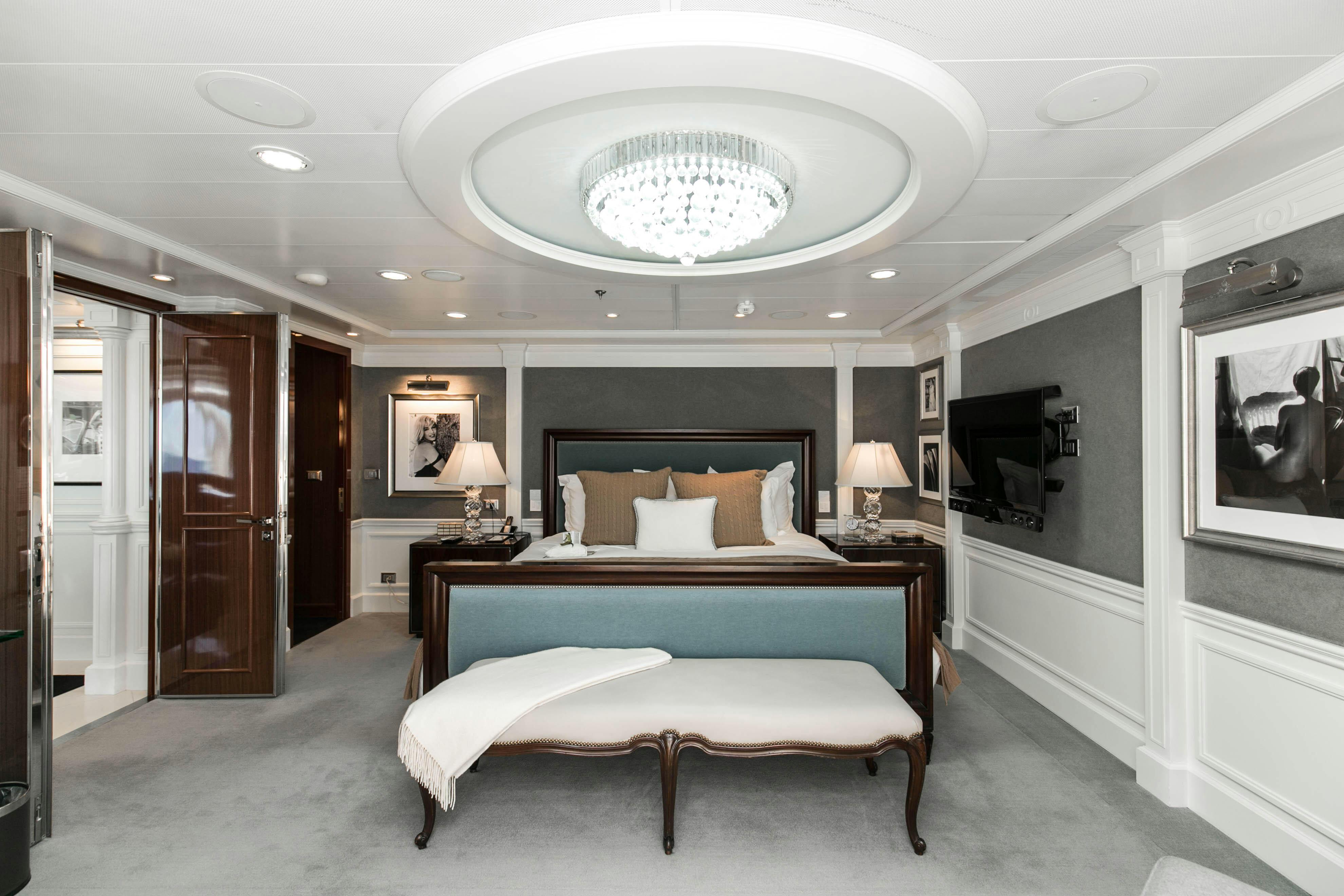 Oceania Riviera Cabins & Staterooms on Cruise Critic