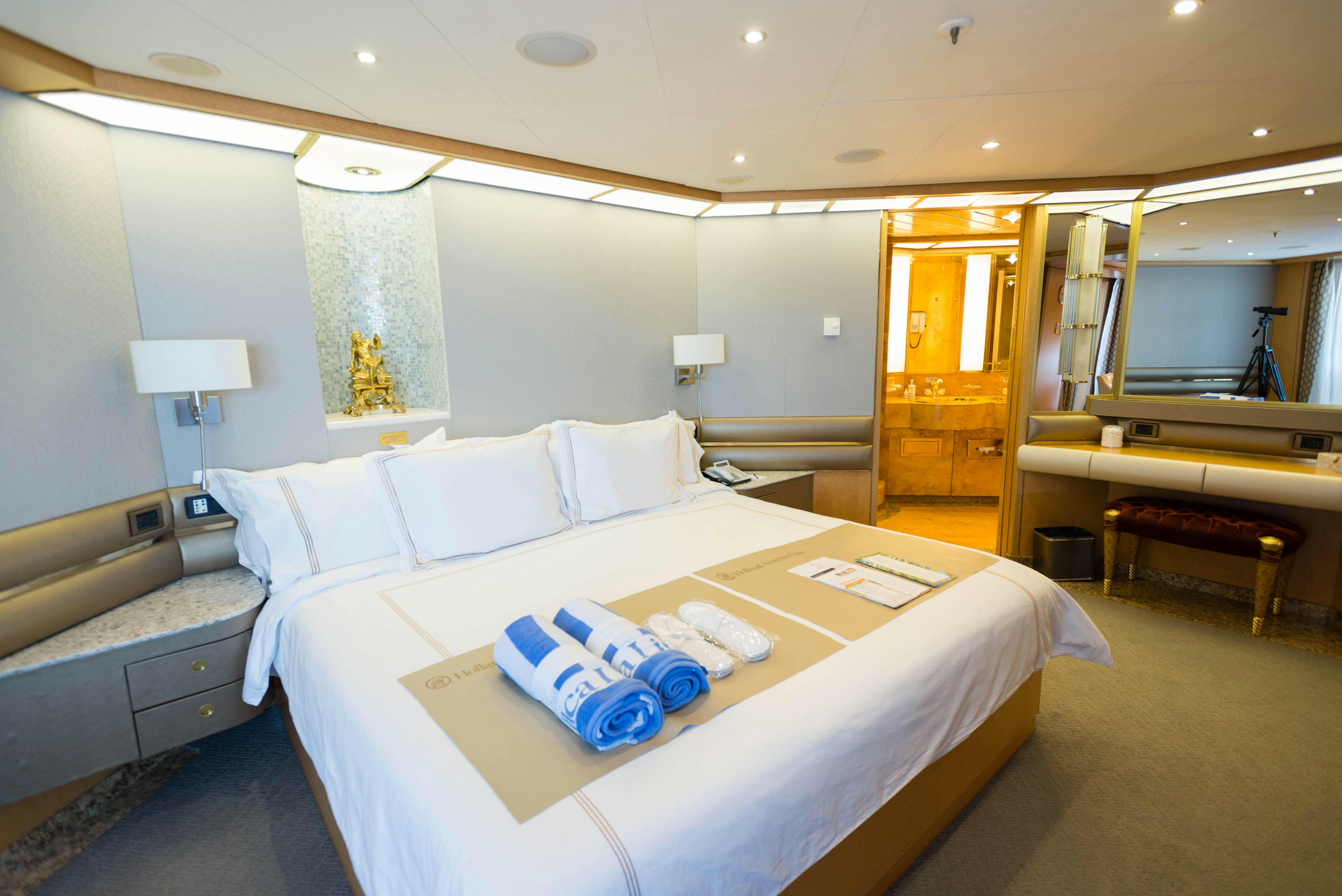 Holland America Oosterdam Cabins & Staterooms on Cruise Critic