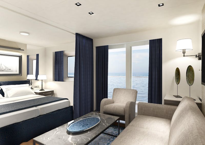 Expert Review of Crown Iris Cruise Ship