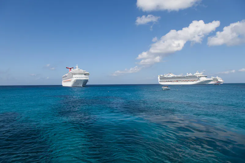 Weekend Cruises: Pros and Cons