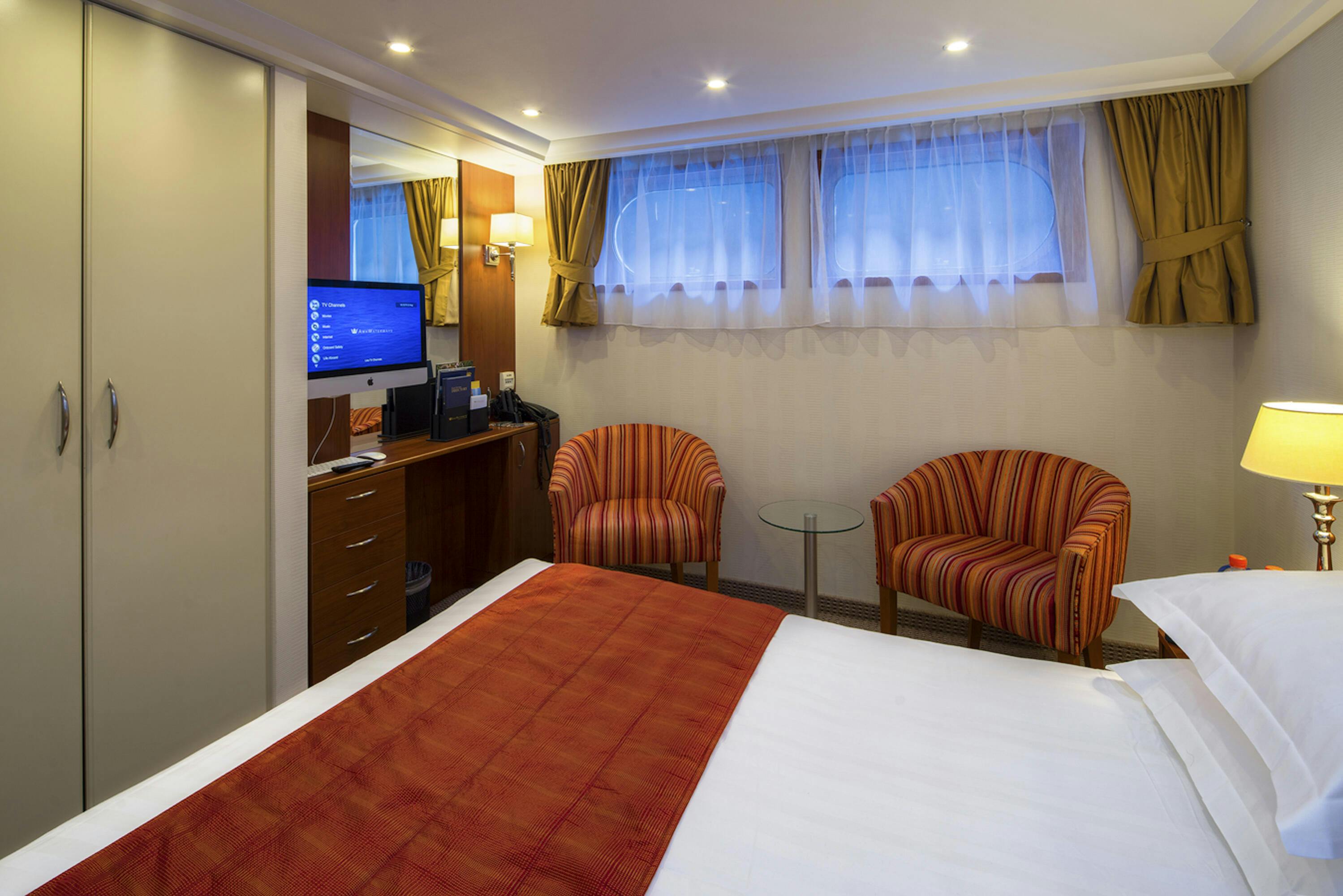 Best River Cruises for Single Travelers