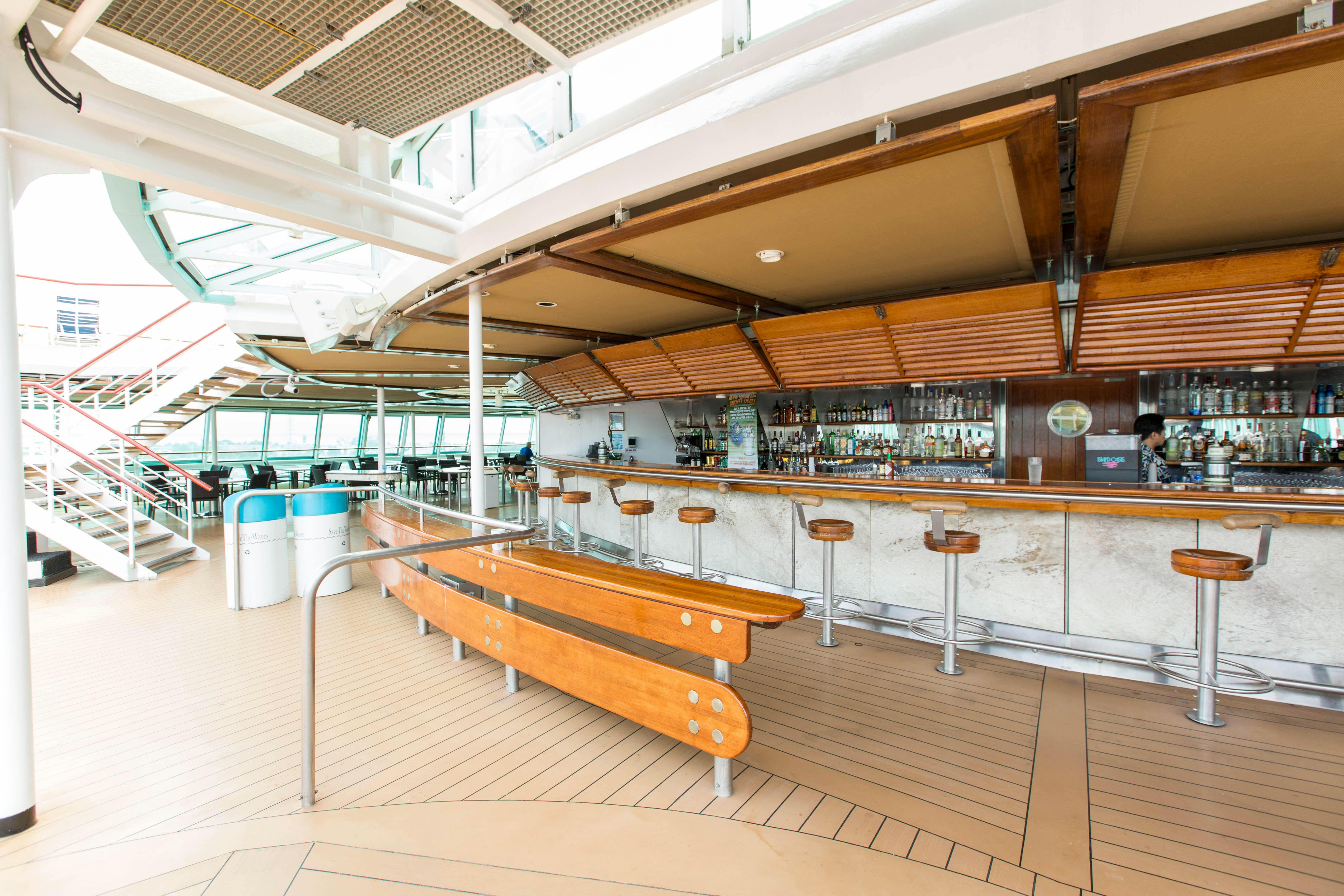 Royal Caribbean Vision of the Seas Dining: Restaurants & Food on Cruise ...