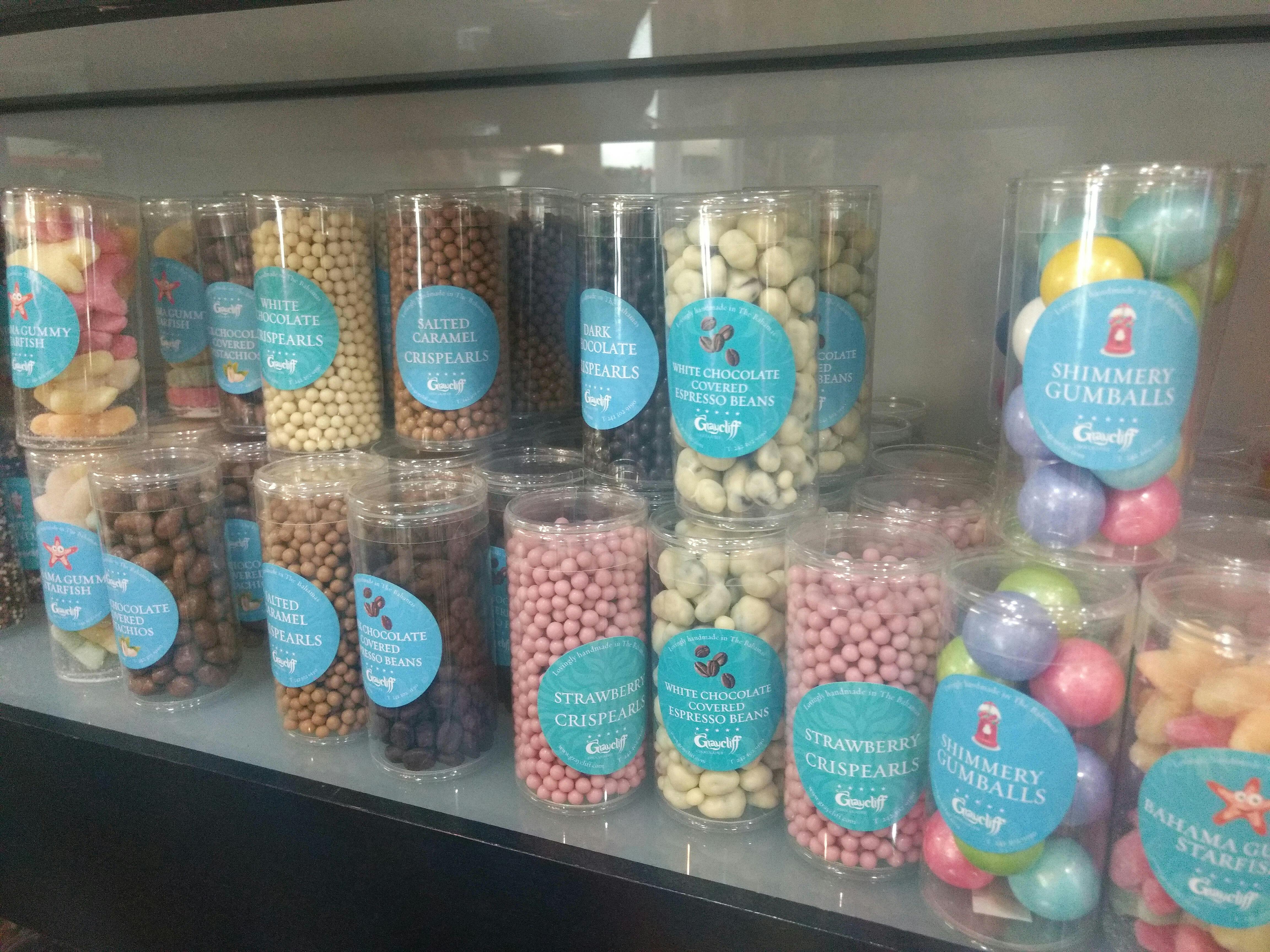 The 7 Best Souvenirs When Shopping in Nassau, Bahamas