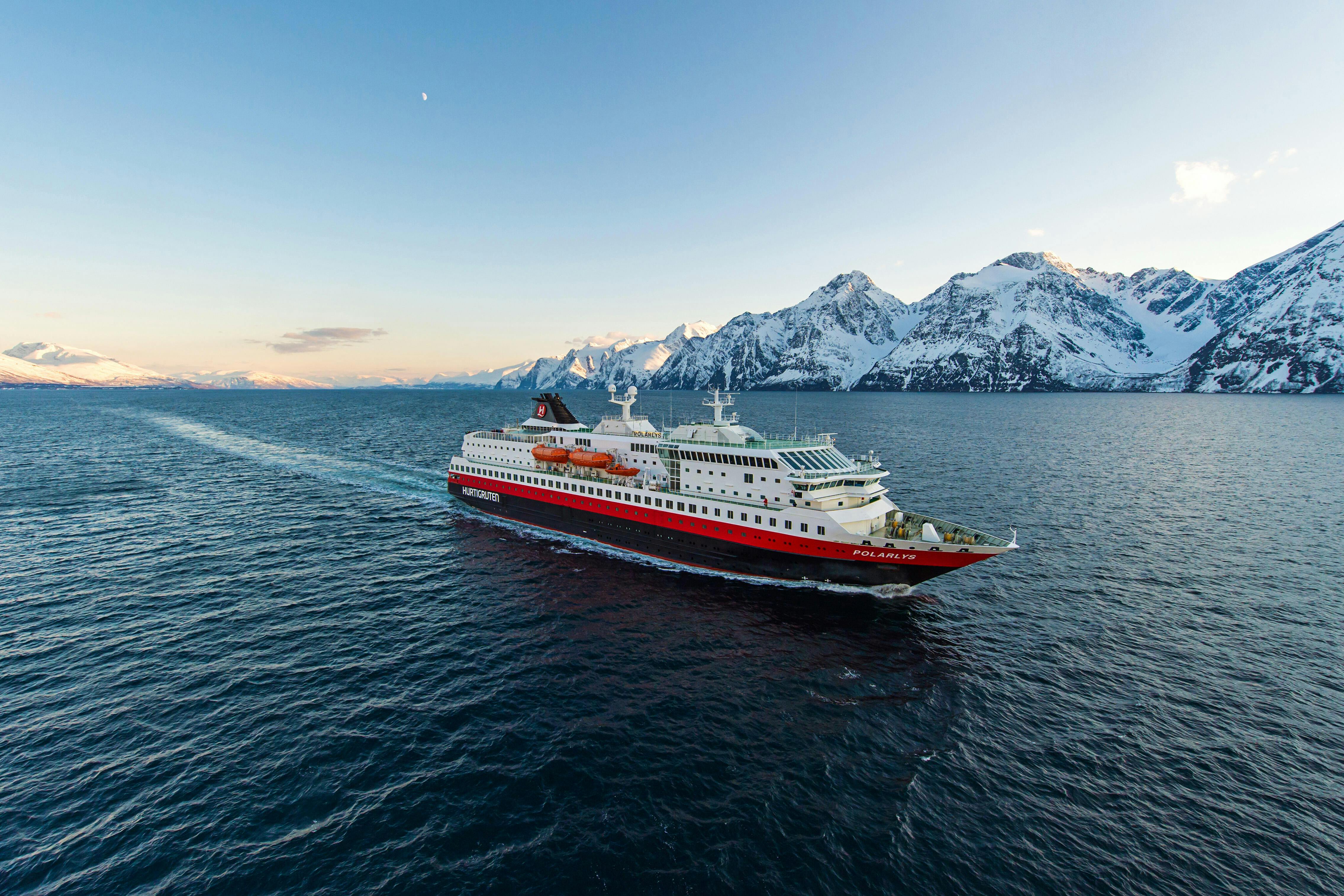 Hurtigruten Polarlys Cruise: Expert Review (2023)